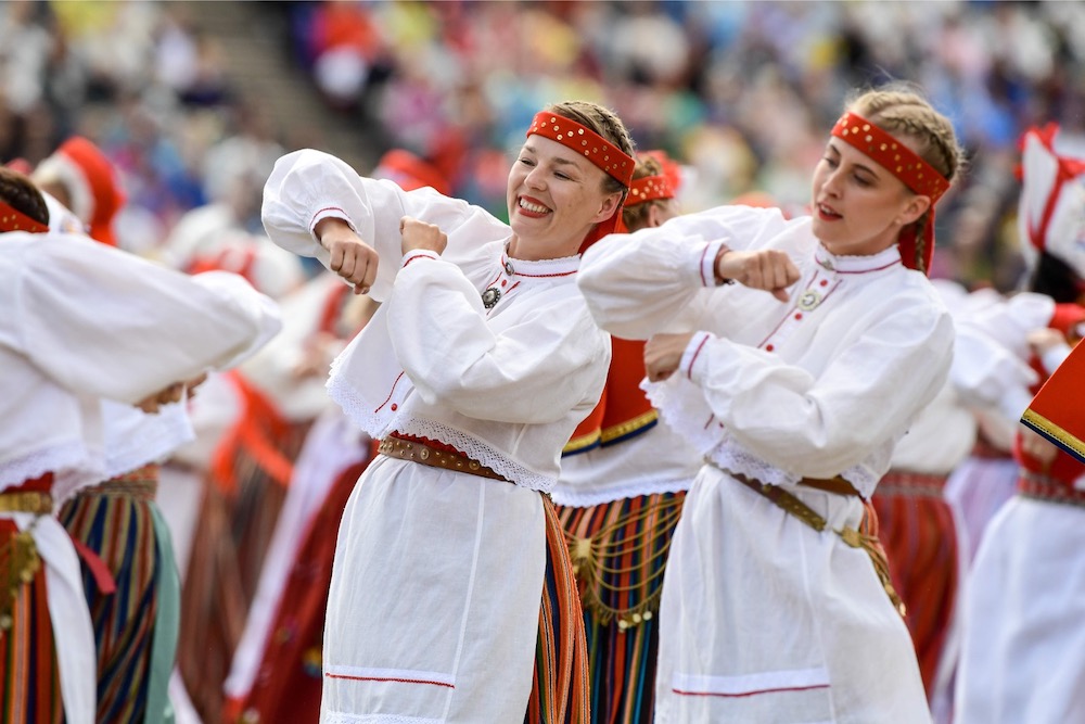 Estonians celebrate 150 years of traditional song festival | Inquirer News