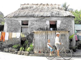 Rebuilding the Ivatan people’s heritage homes | Inquirer News