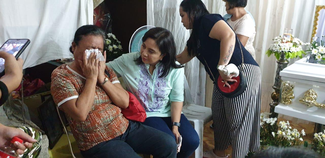 Robredo extends financial aid to kin of sea mishap victims in Iloilo ...