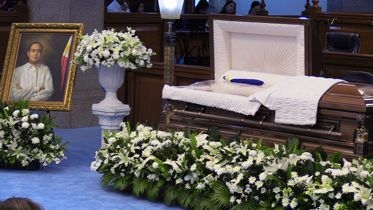 Senate honors late Senator Rene Espina | Inquirer News