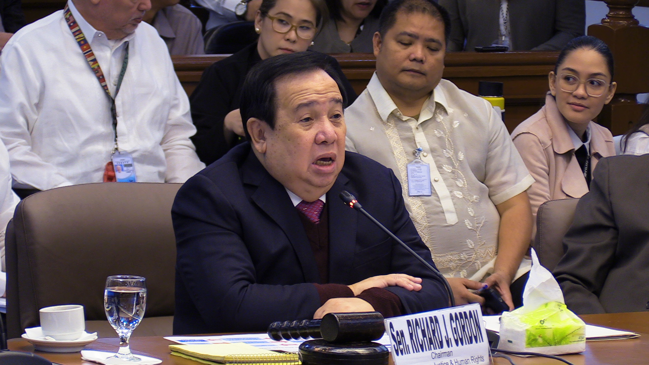 Gordon to colleagues: Don’t make side remarks at Senate hearings ...