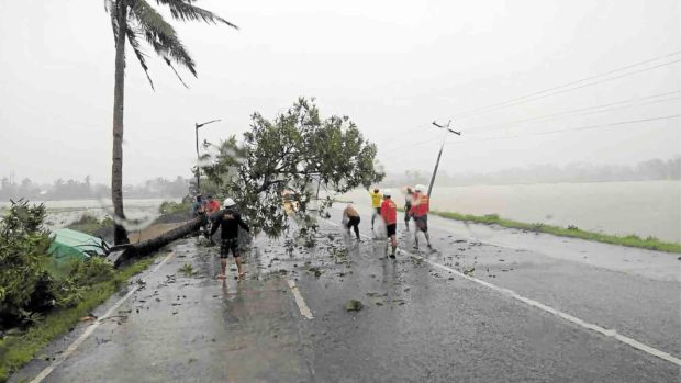 Typhoon Ramon destroys P618.7-M crops, infrastructure | Inquirer News