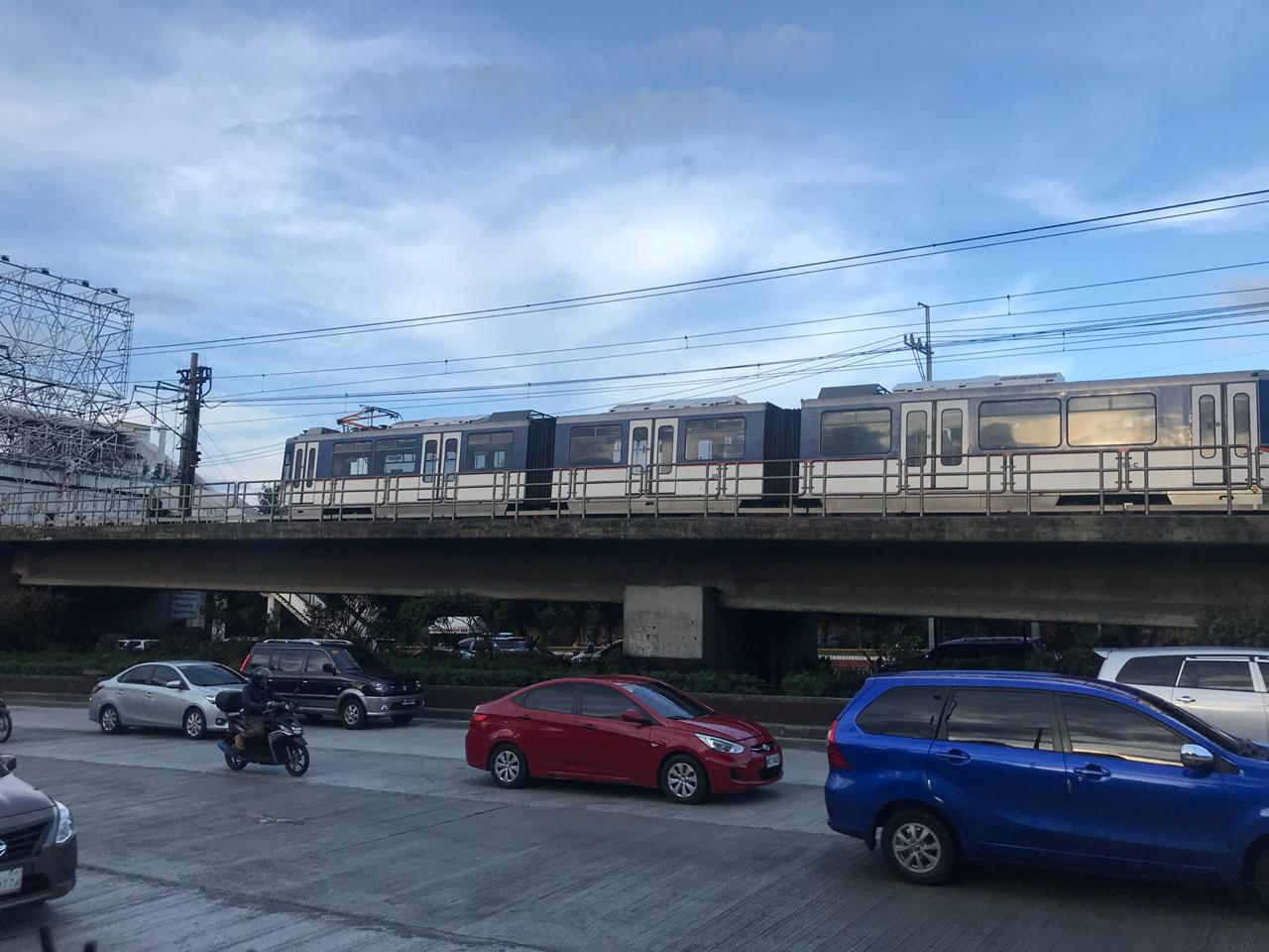 MRT-3 resumes normal ops from North to Taft stations after train emits ...