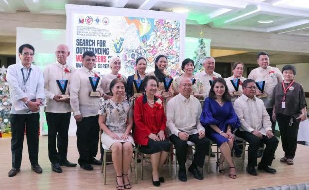 Rep. Rida Robes leads awarding of 2019 Outstanding Volunteers ...