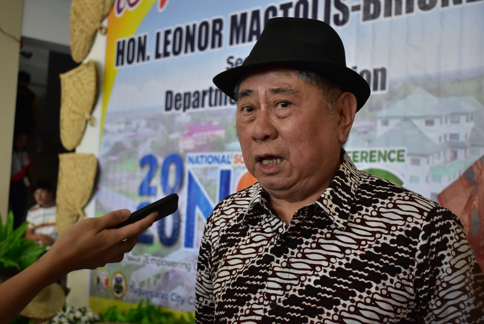 Write in Filipino, National Artist for Literature Almario asks campus ...