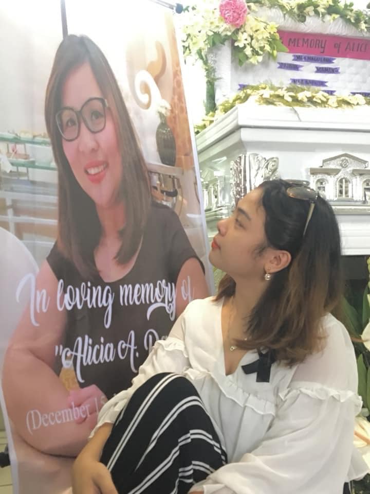 Student tells touching story behind going viral for crying over ...