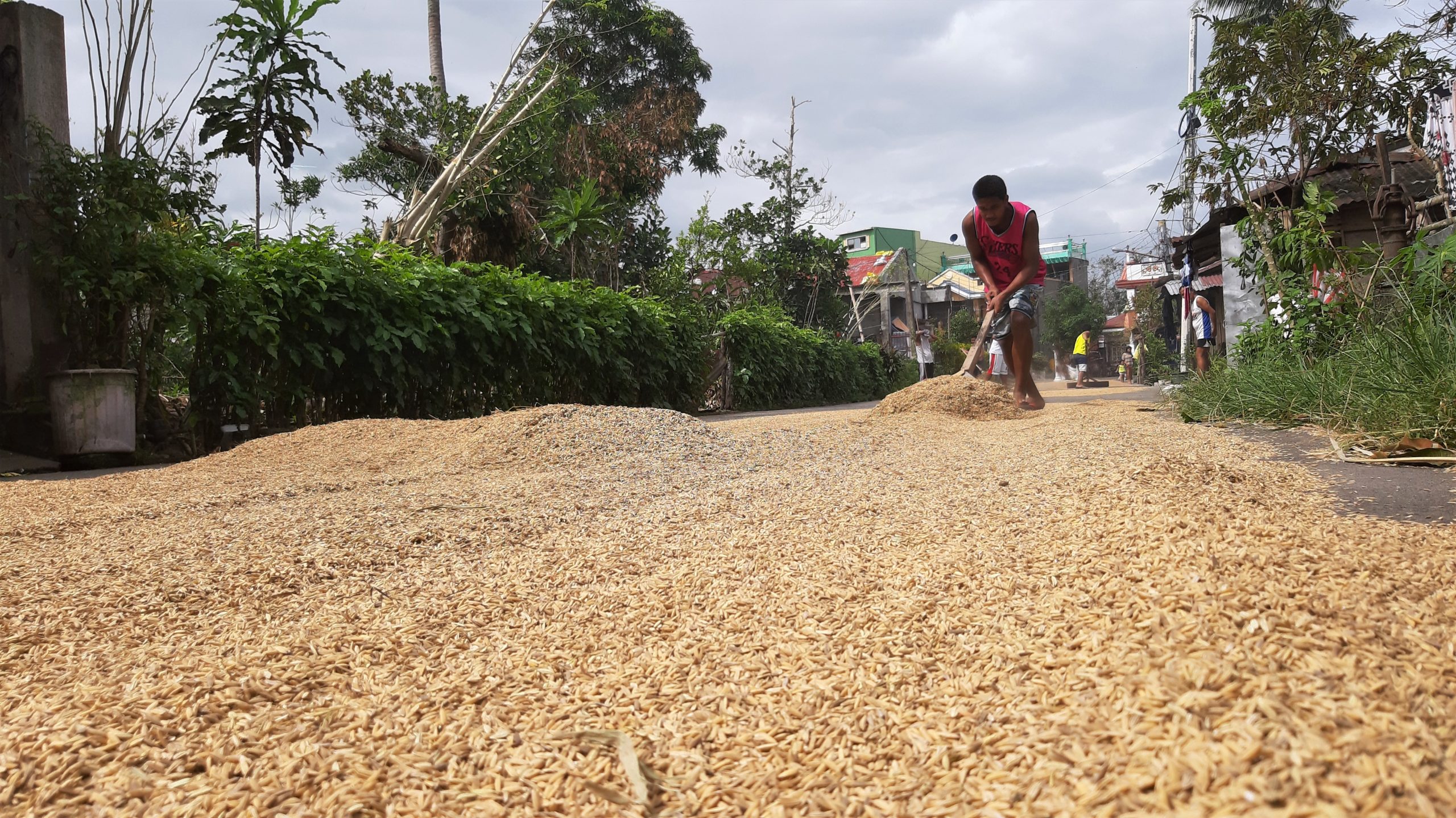 Pagasa: Hot, humid Friday with isolated rain showers nationwide ...