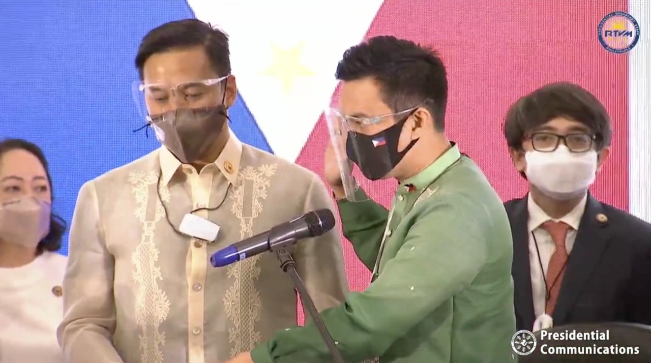 Velasco installed as new Speaker in session outside House | Inquirer News