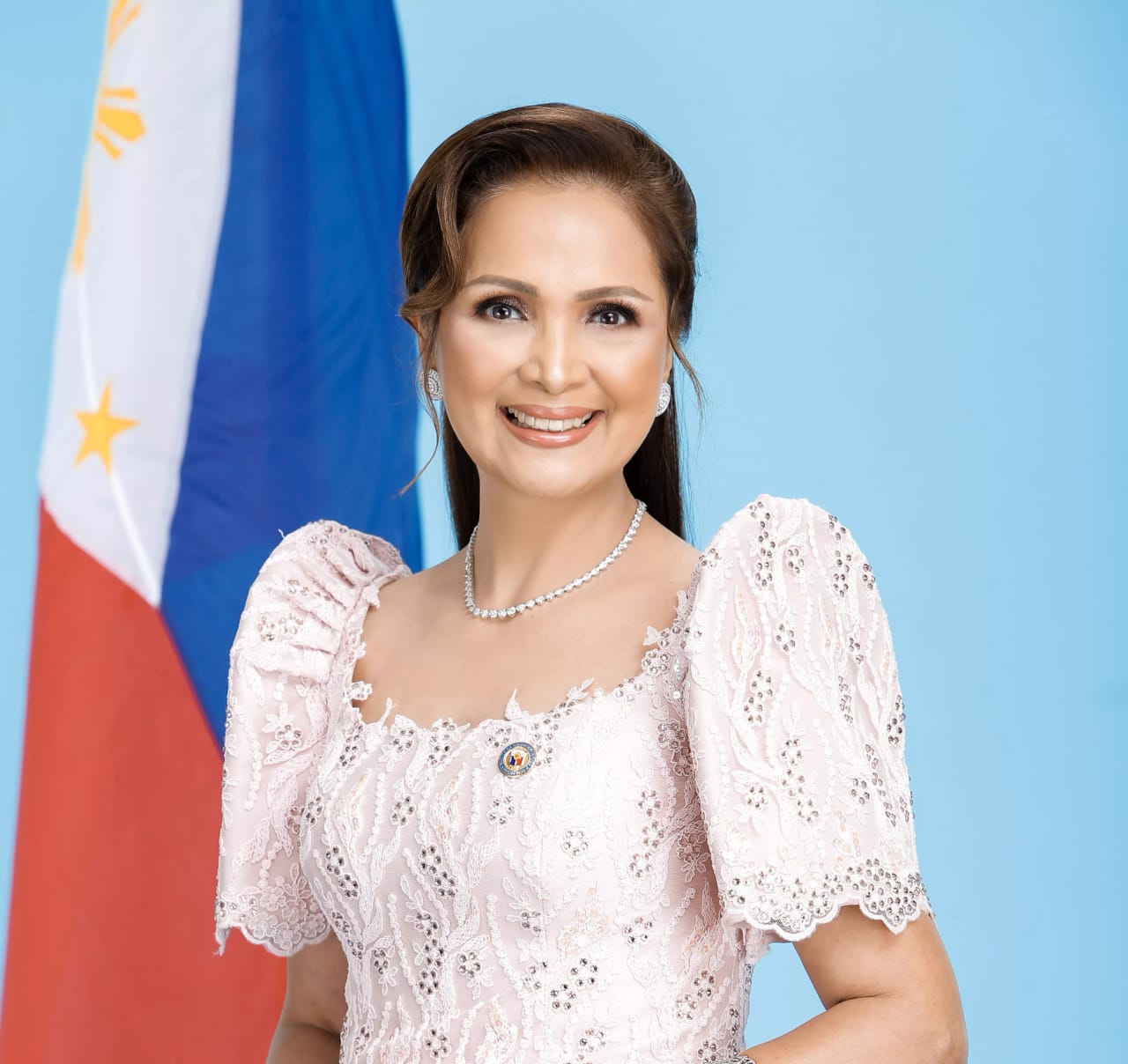 FDA admits hiring people to draft regulations on vapes using anti ...