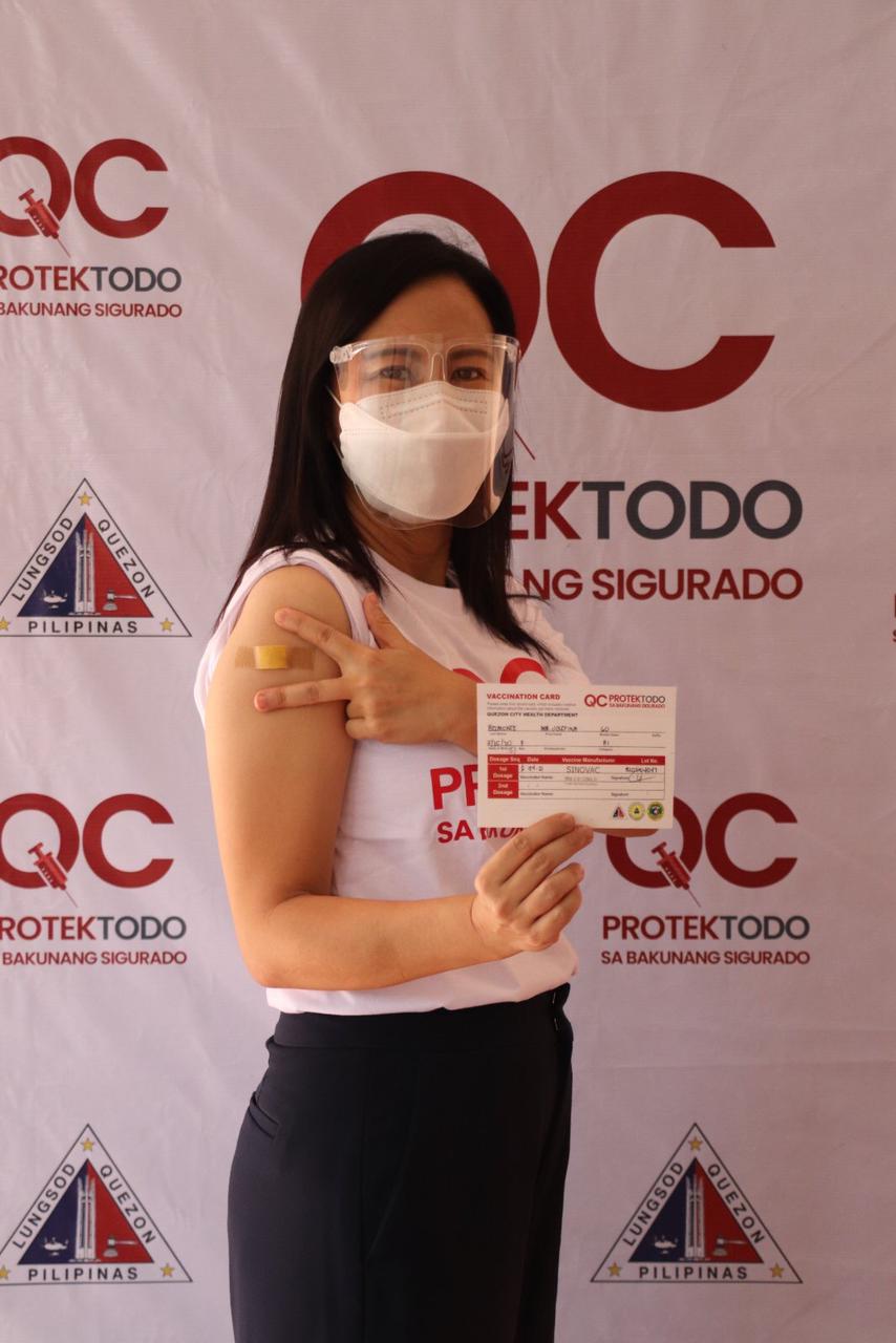 QC mayor Belmonte gets first dose of COVID-19 vaccine | Inquirer News