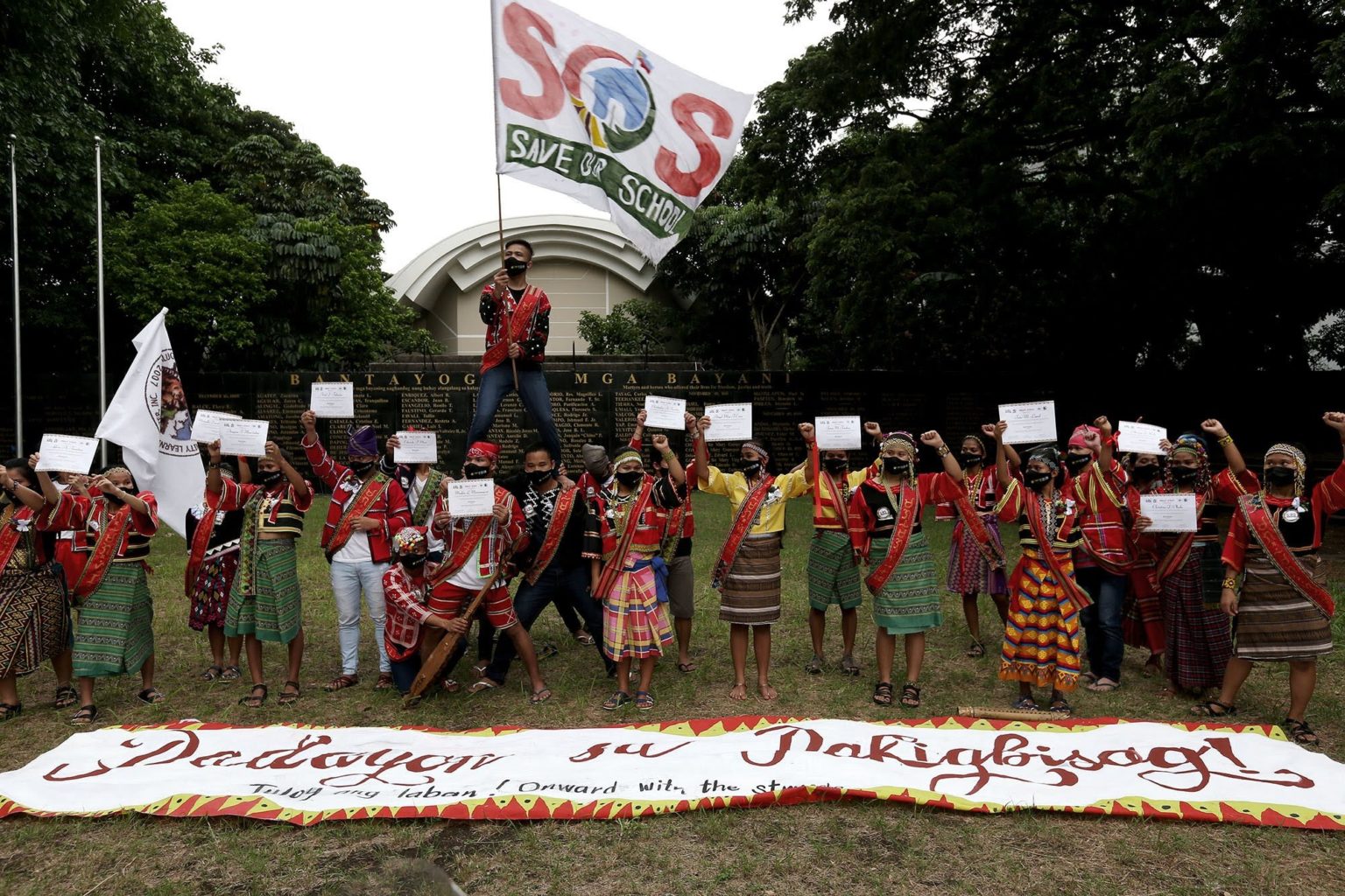 30 Lumad students graduate, move up at Bakwit School at UP | Inquirer News