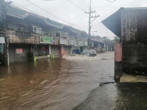 Heavy rainfall submerge 35 Bulacan villages in floodwater | Inquirer News