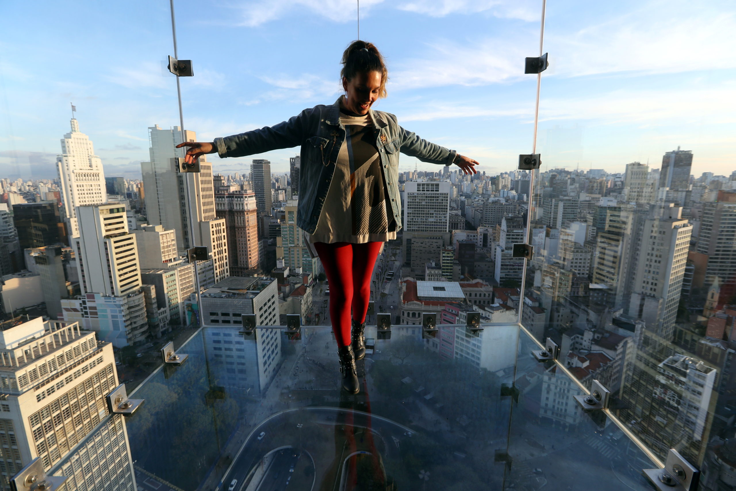 Sao Paulo's glass box lookout puts fear of heights to the test ...