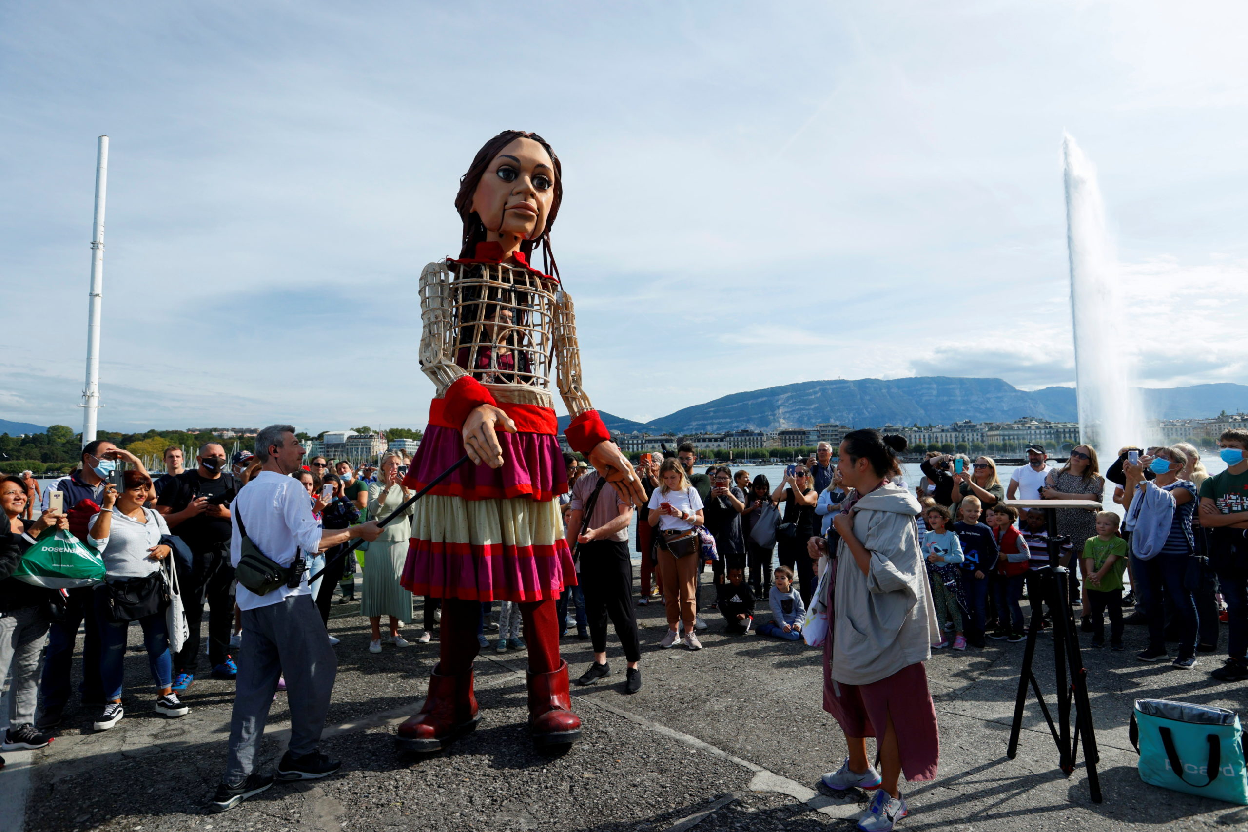 Puppet makes cross-Europe trek to support child refugees | Inquirer News