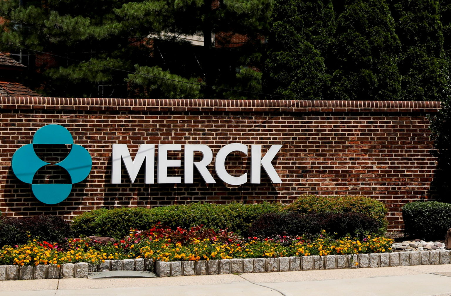 Merck seeks first US authorization for COVID-19 tablet | Inquirer News