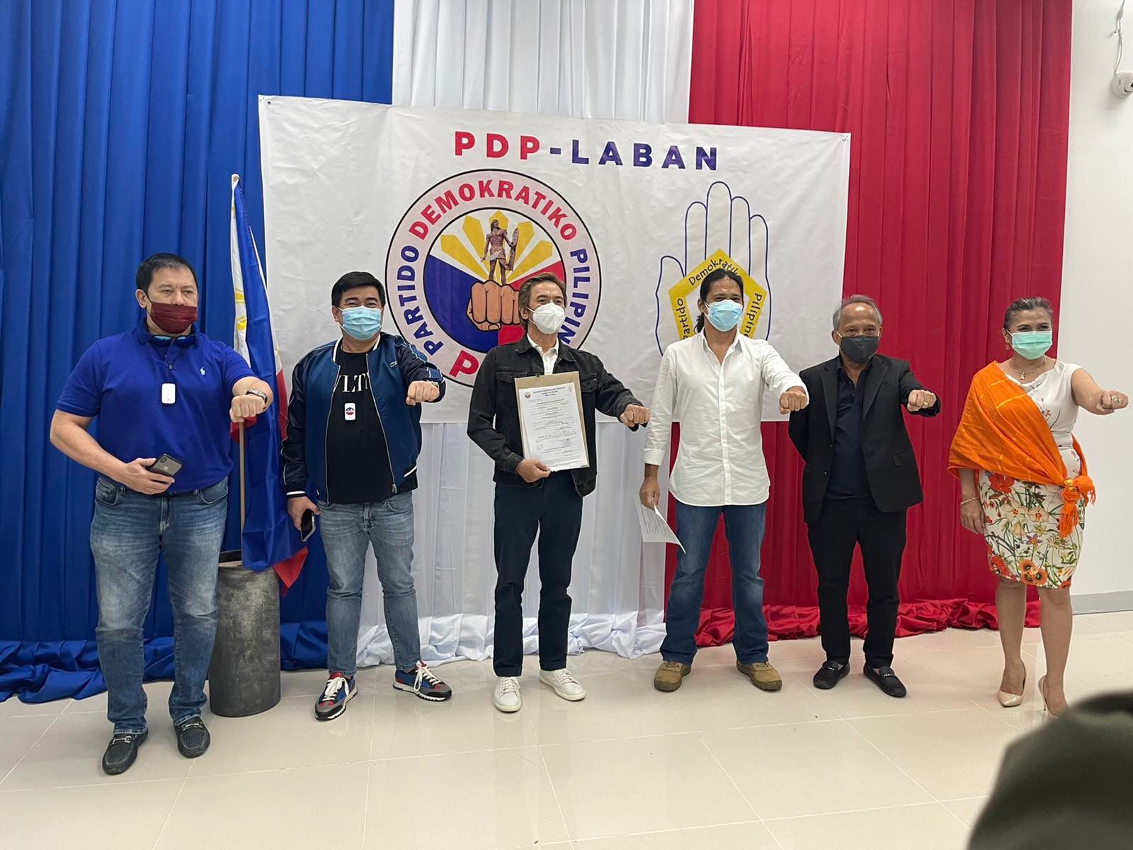 Robin Padilla joins PDP-Laban Cusi faction | Inquirer News