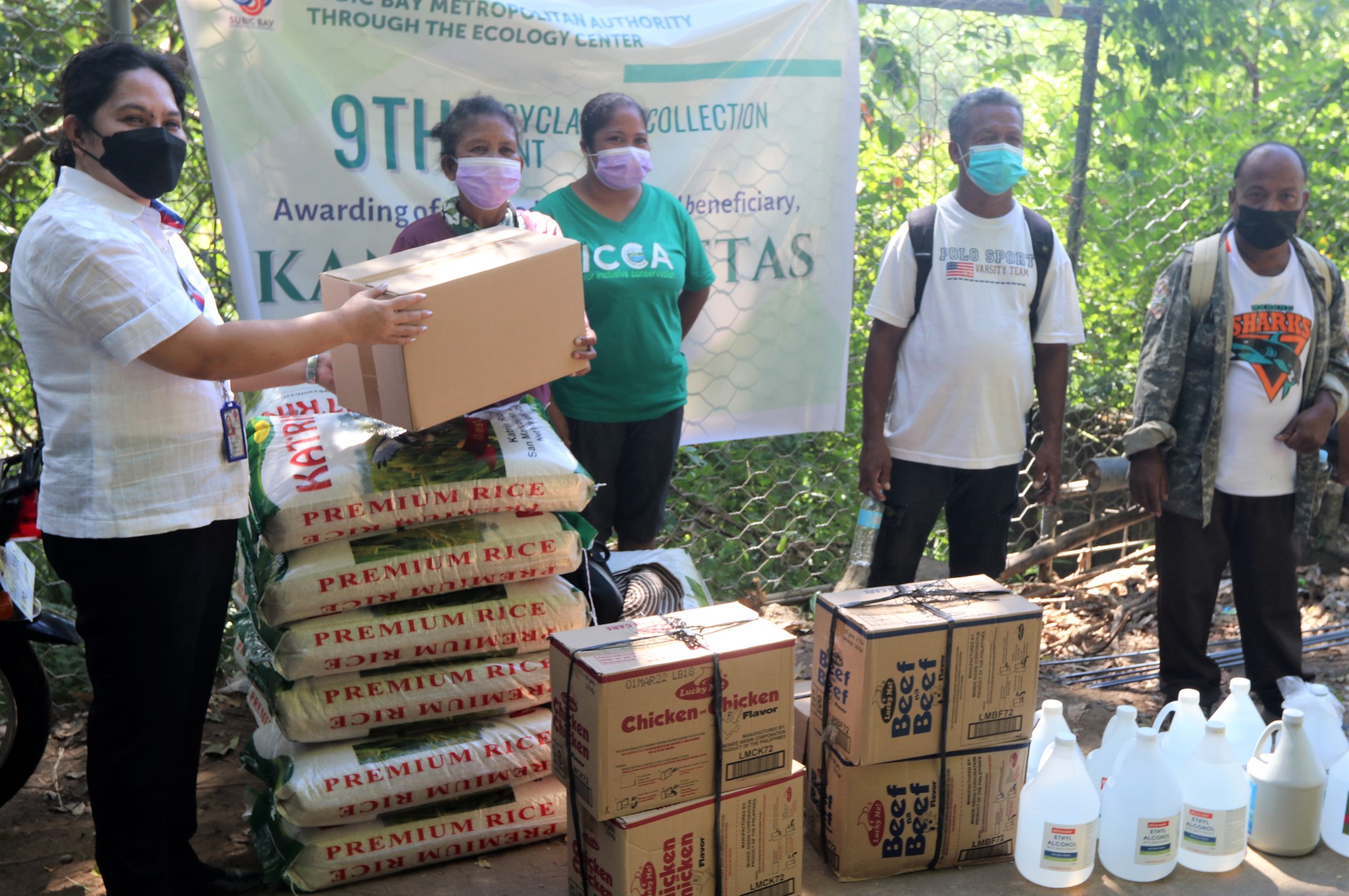 Aeta community benefits from SBMA recycling project | Inquirer News