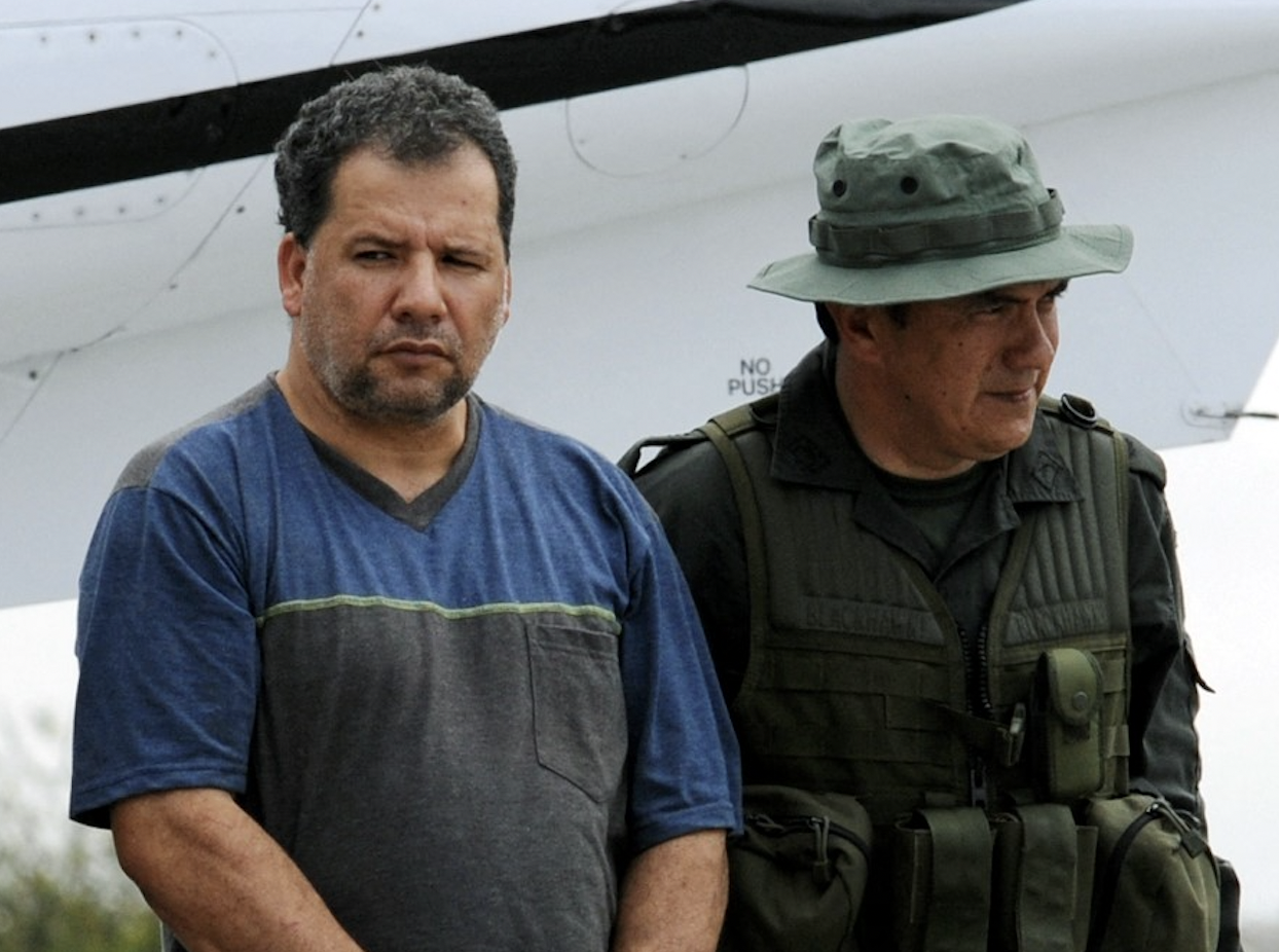Colombian drug lord pleads guilty to terror support in US court ...