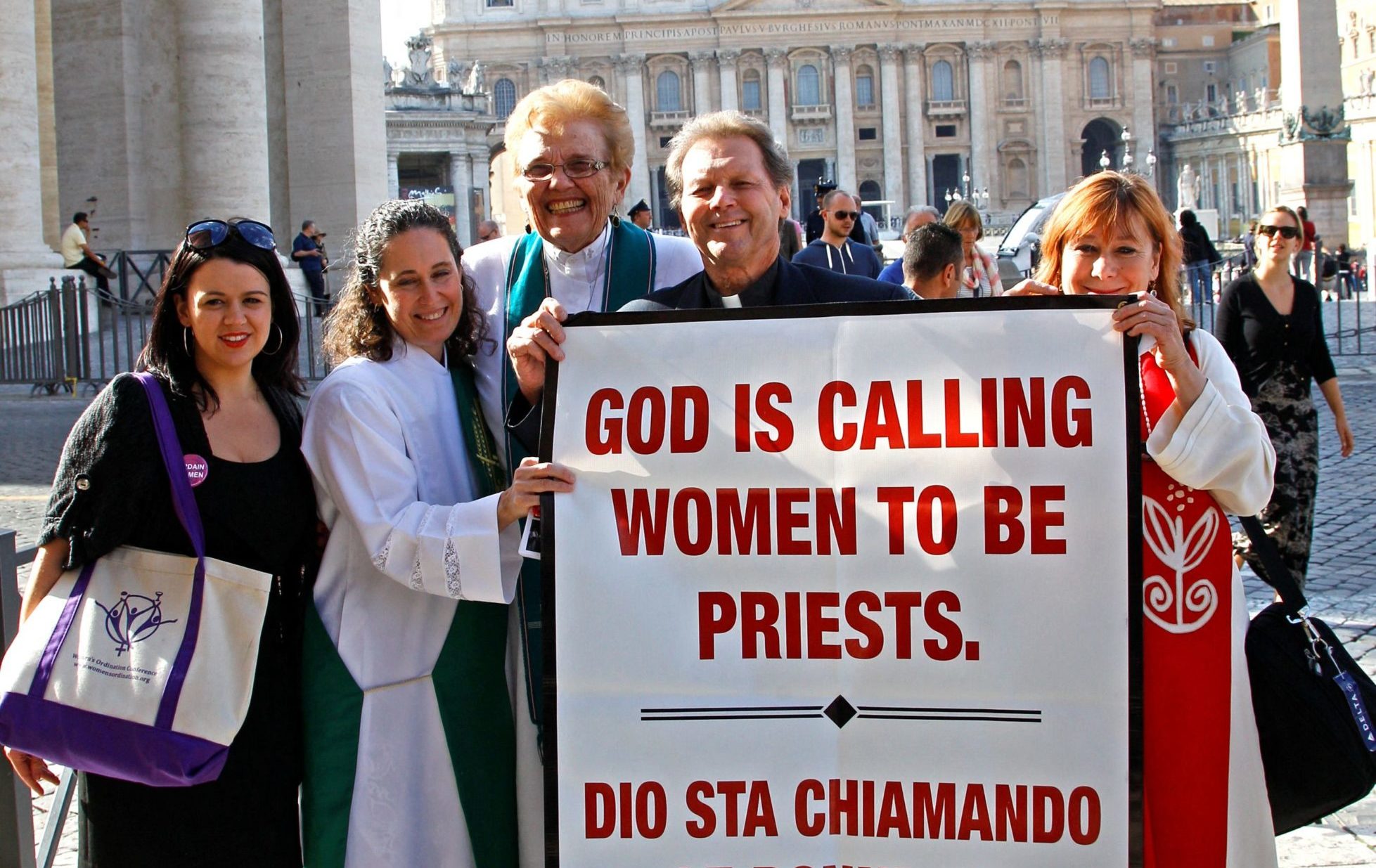 Vatican website gives space to group demanding female priesthood ...
