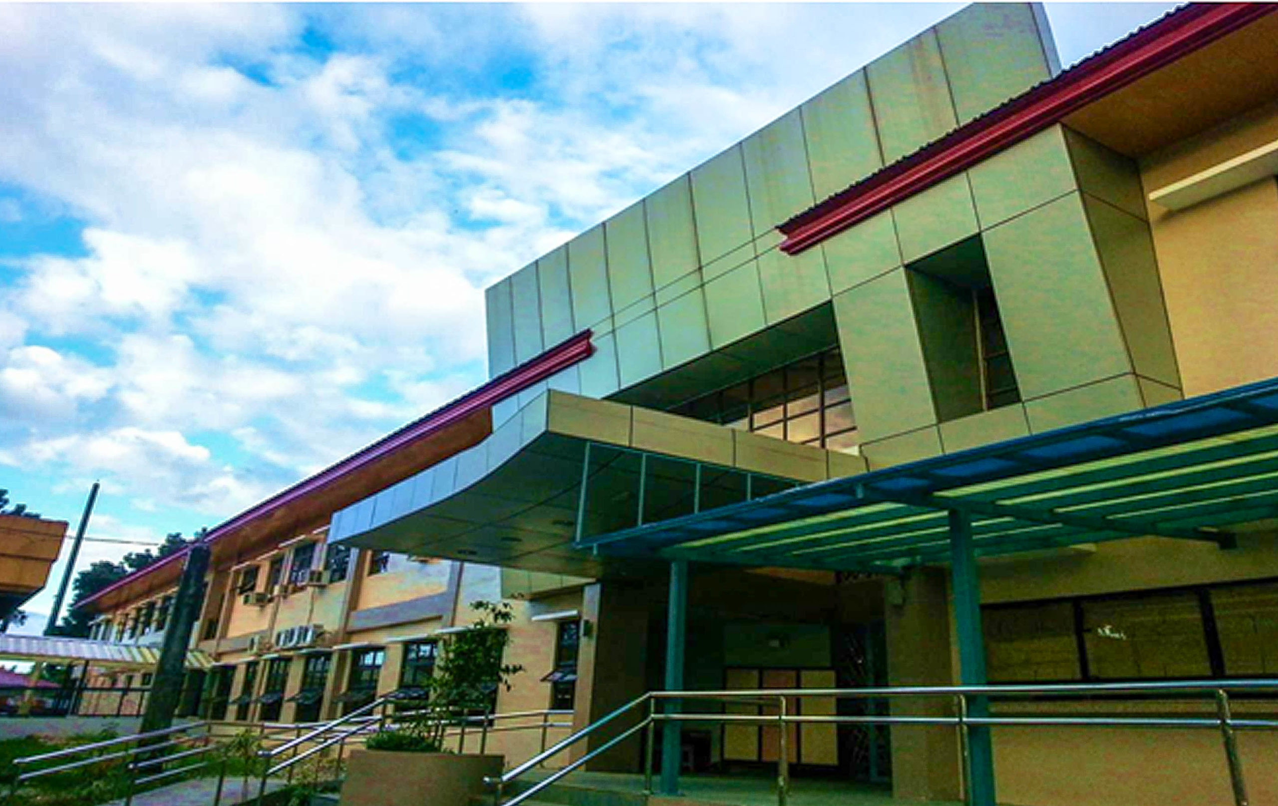 In Caloocan hospital, most COVID patients are its own front-liners ...