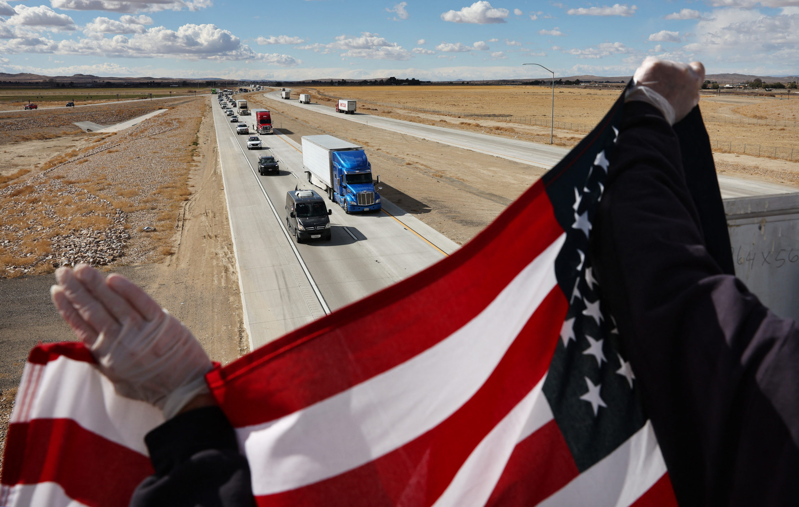 US truckers launch 'The People's Convoy' in pandemic protest | Inquirer ...