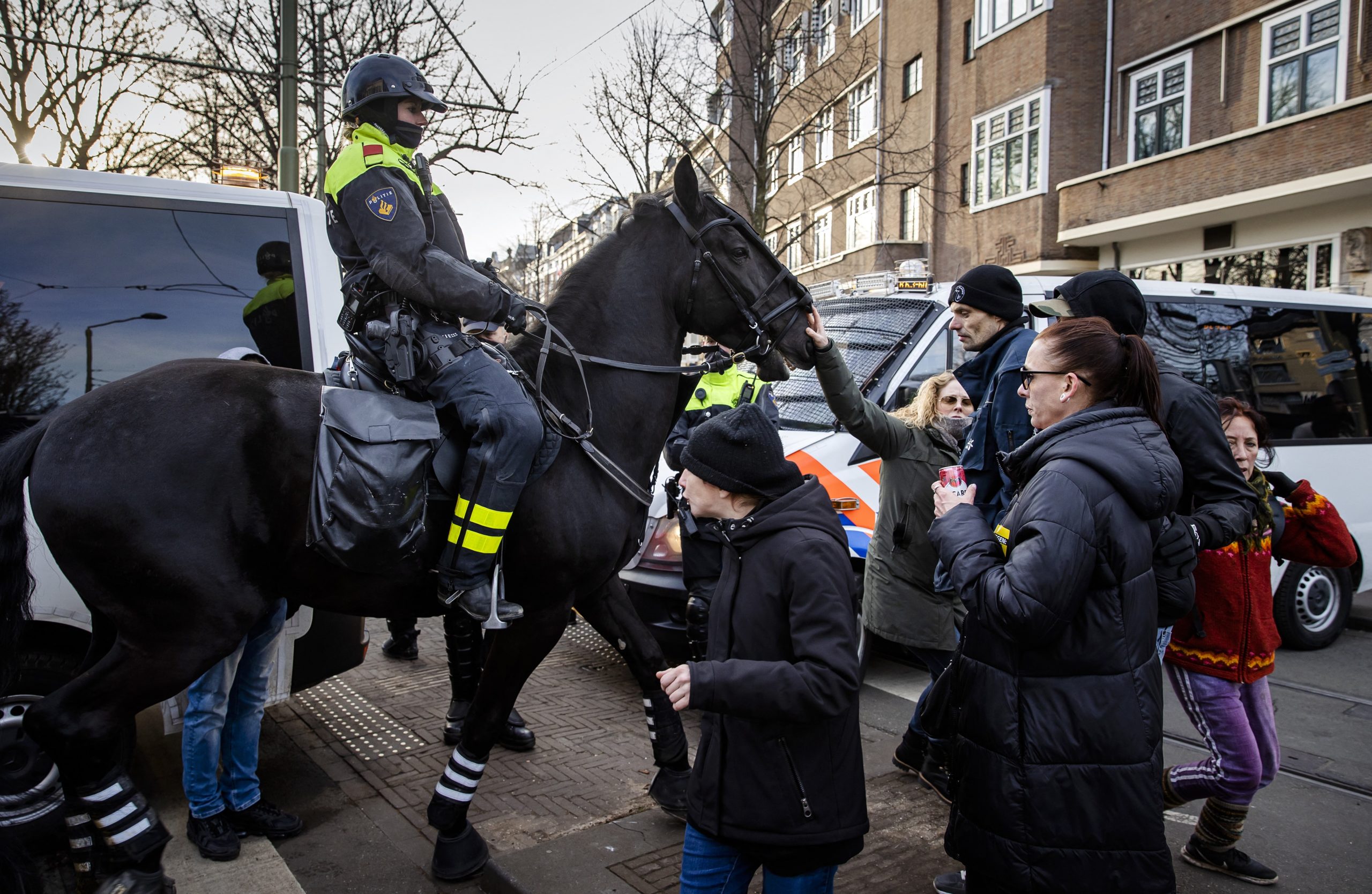 Canada-style convoy blocks Netherlands' The Hague | Inquirer News