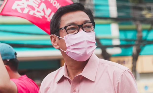 Use social media to call for radical change vs political dynasties ...