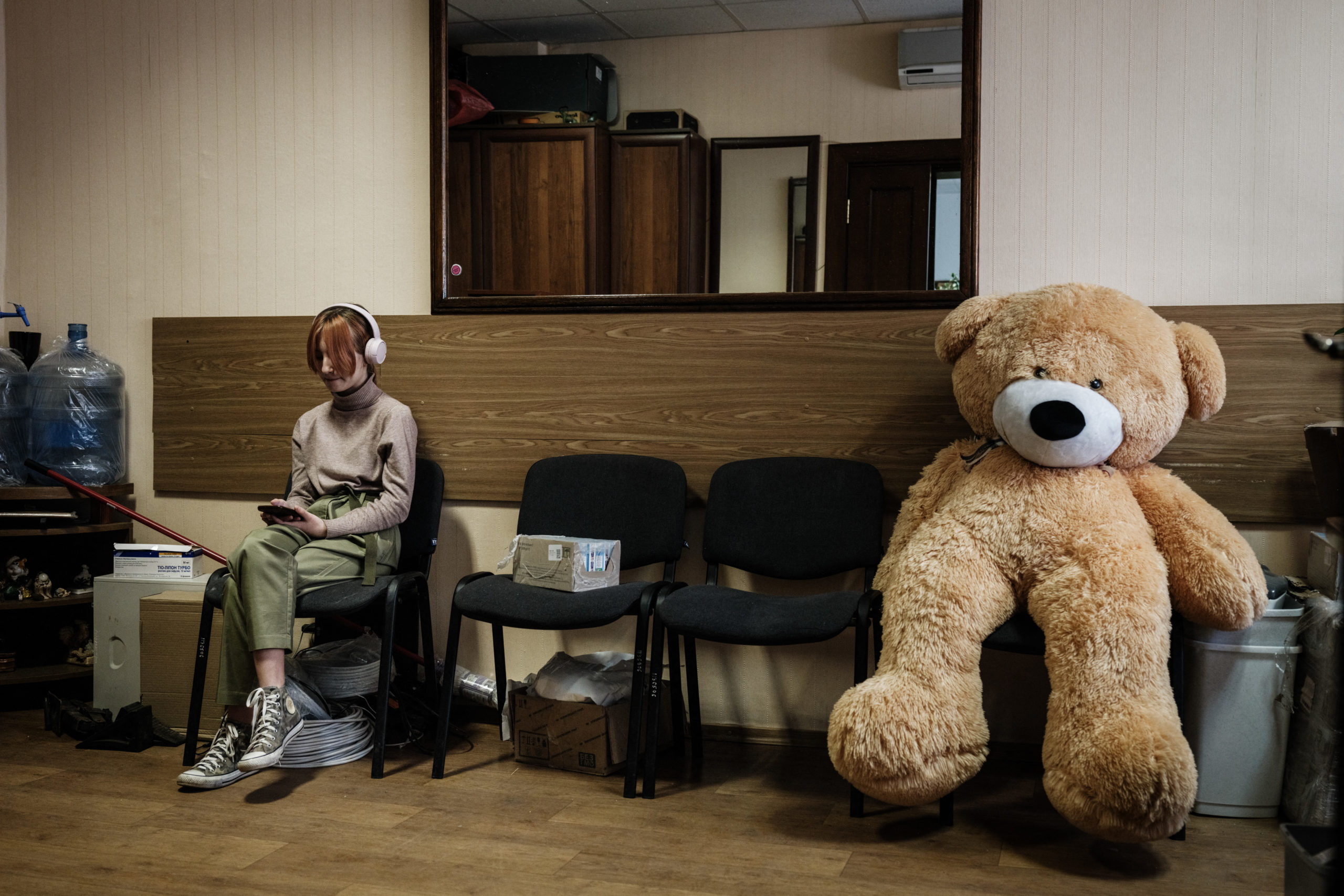 In eastern Ukraine, a funeral shop becomes a place of refuge | Inquirer ...