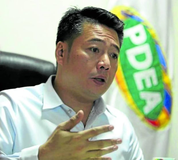 Former PDEA exec Ruiz named new Customs chief | Inquirer News