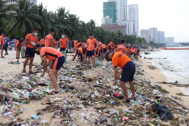 Dolomite Beach becomes focus of coastal cleanup | Inquirer News
