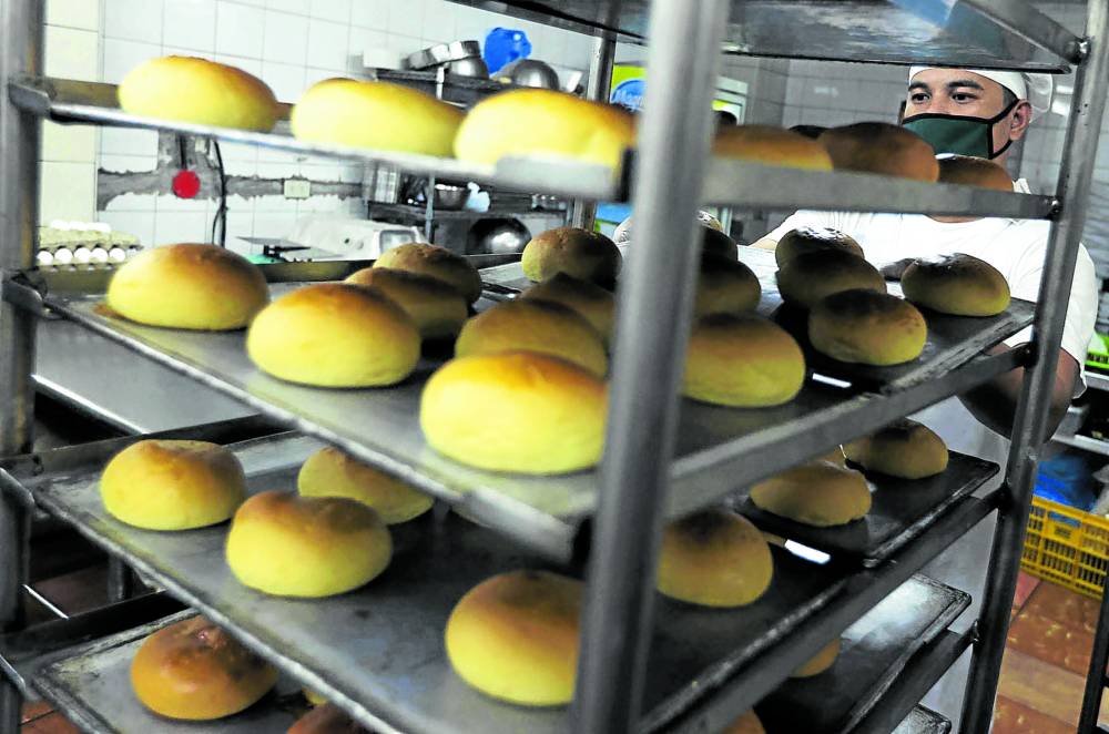Bakers’ group asks gov’t for hike in bread prices | Inquirer News