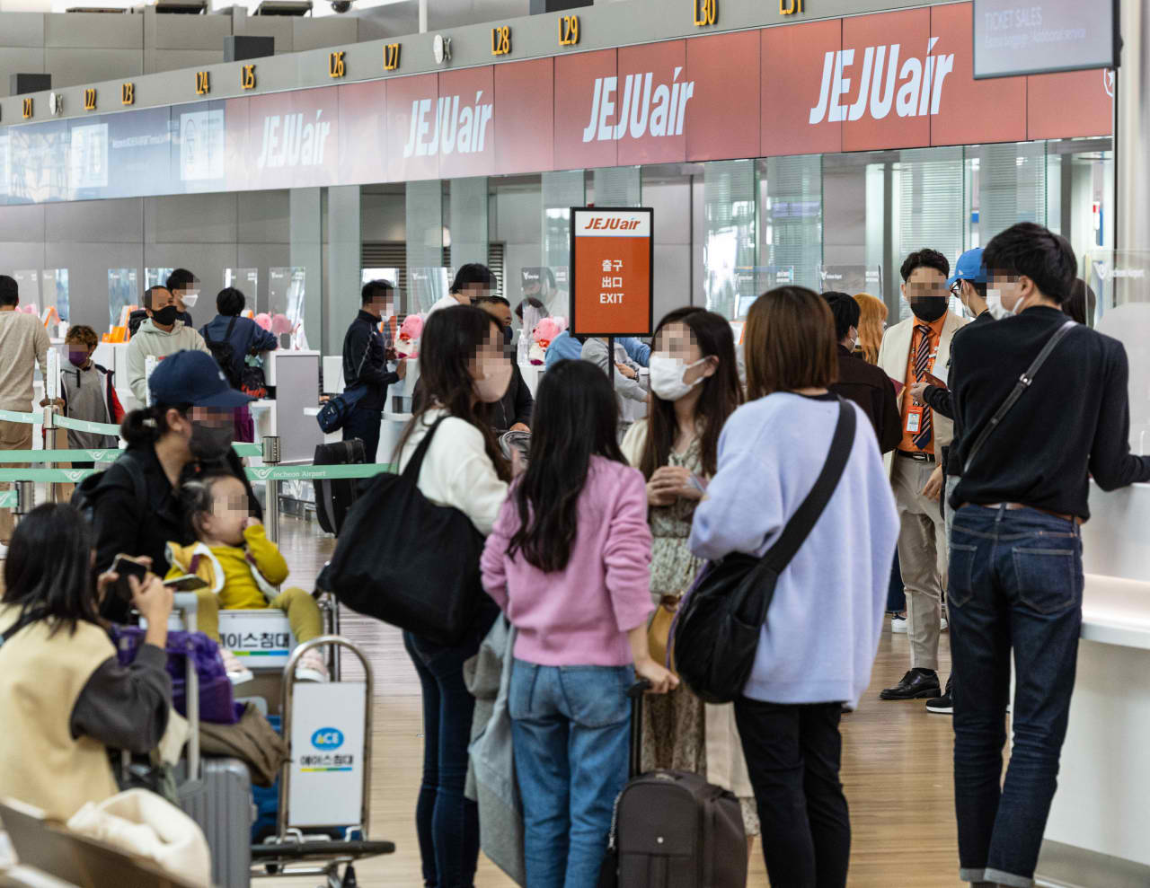 South Korea's overseas flight bookings soar over 14-fold, with a half ...