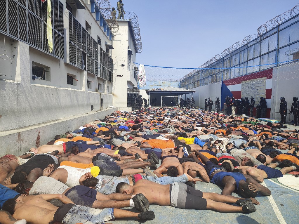 Another prison riot in Ecuador leaves 15 police, soldiers wounded ...