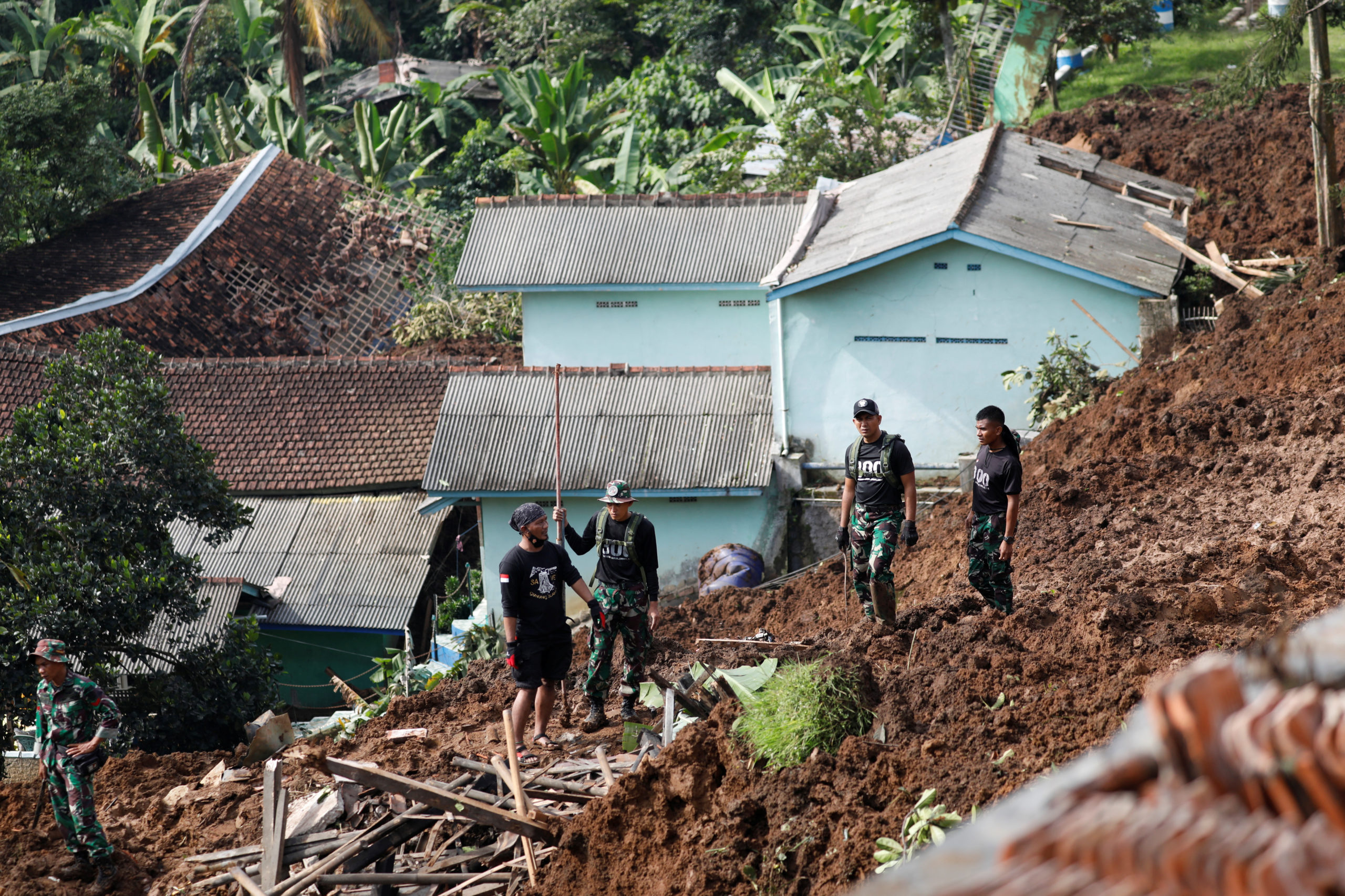 Death toll from Indonesia's earthquake rises to 252--local gov't | Inquirer News