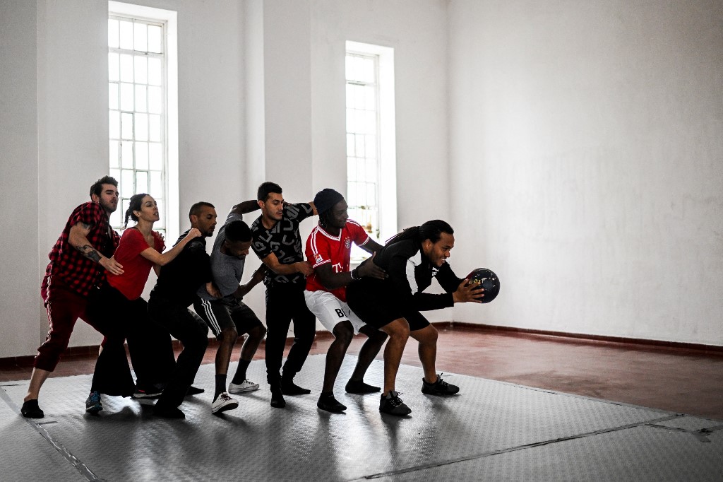 Dance classes give hope to Portuguese prisoners | Inquirer News
