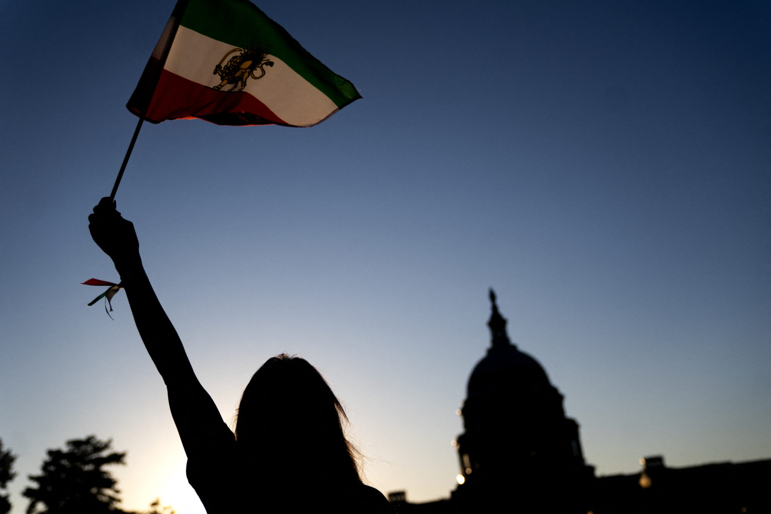 Iran sends more troops to Kurdish region as new protest flares ...