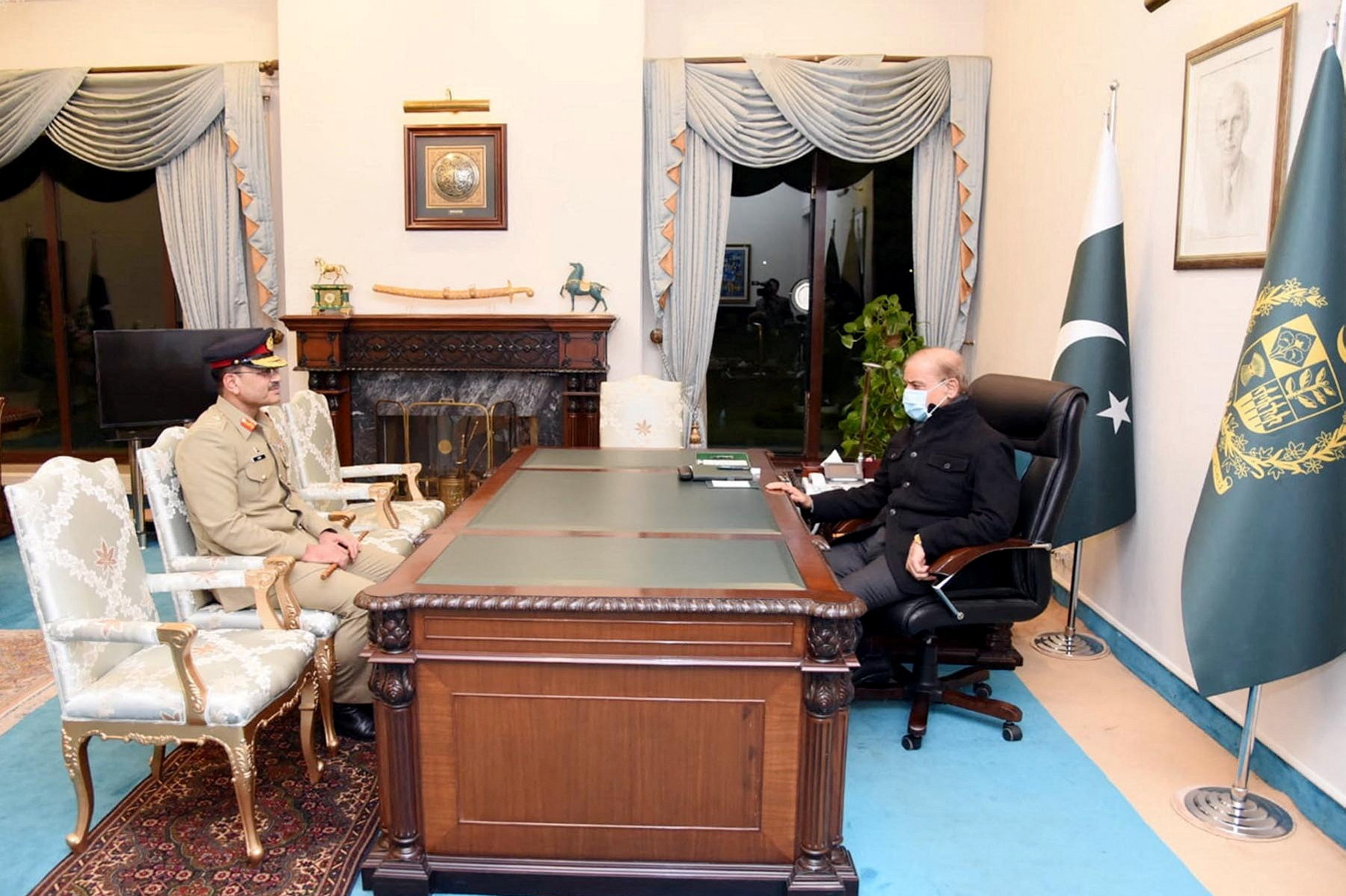 Pakistan's new army chief says will defend 'motherland' during visit to ...