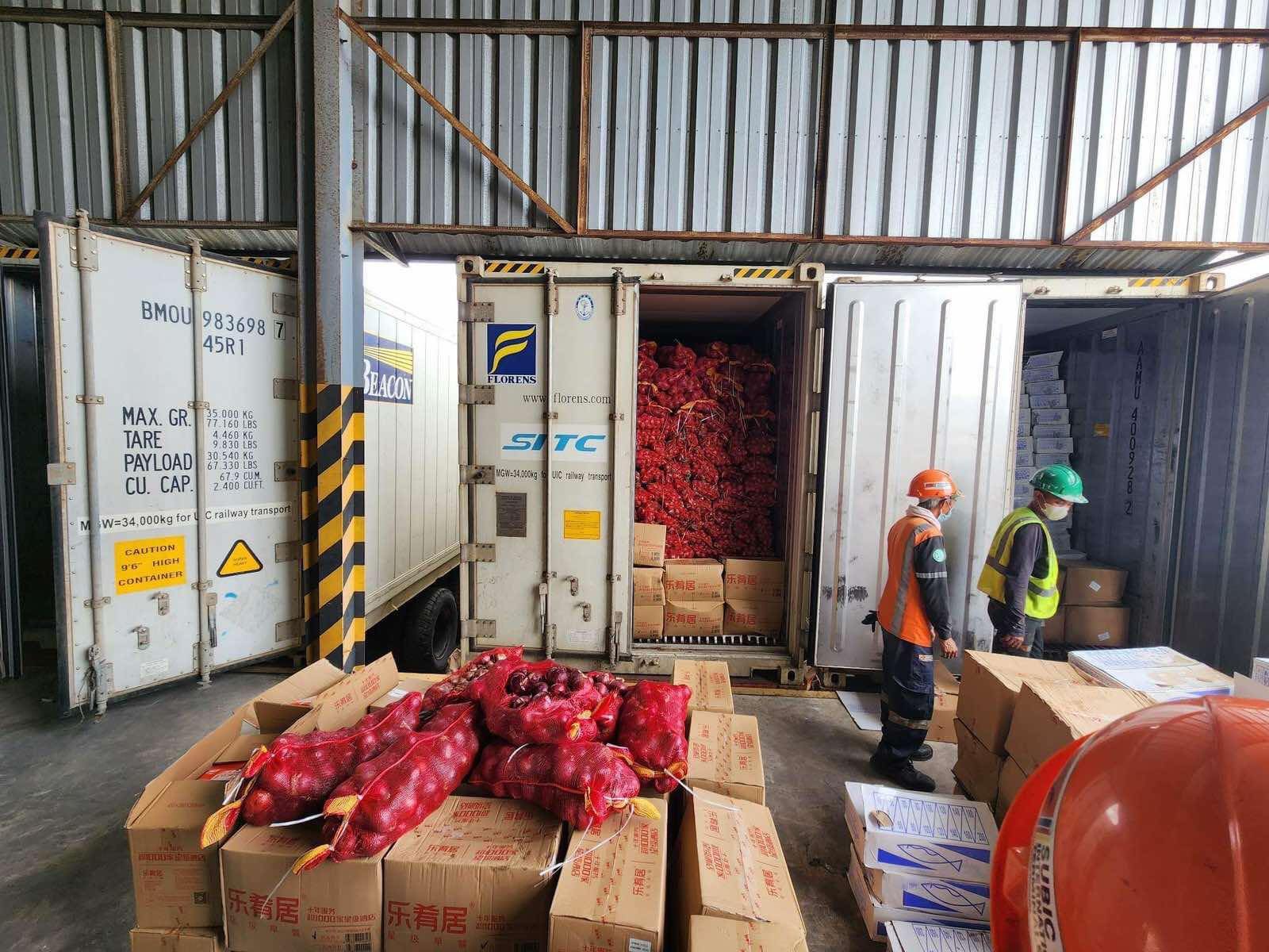 DA files charges vs 5 consignees of smuggled goods | Inquirer News