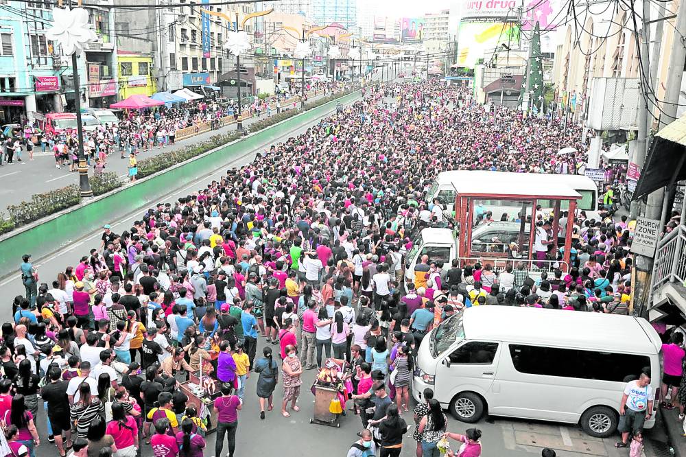 Nazareno 2023: Nearly 370K pack Quiapo Church, Quirino Grandstand - and ...