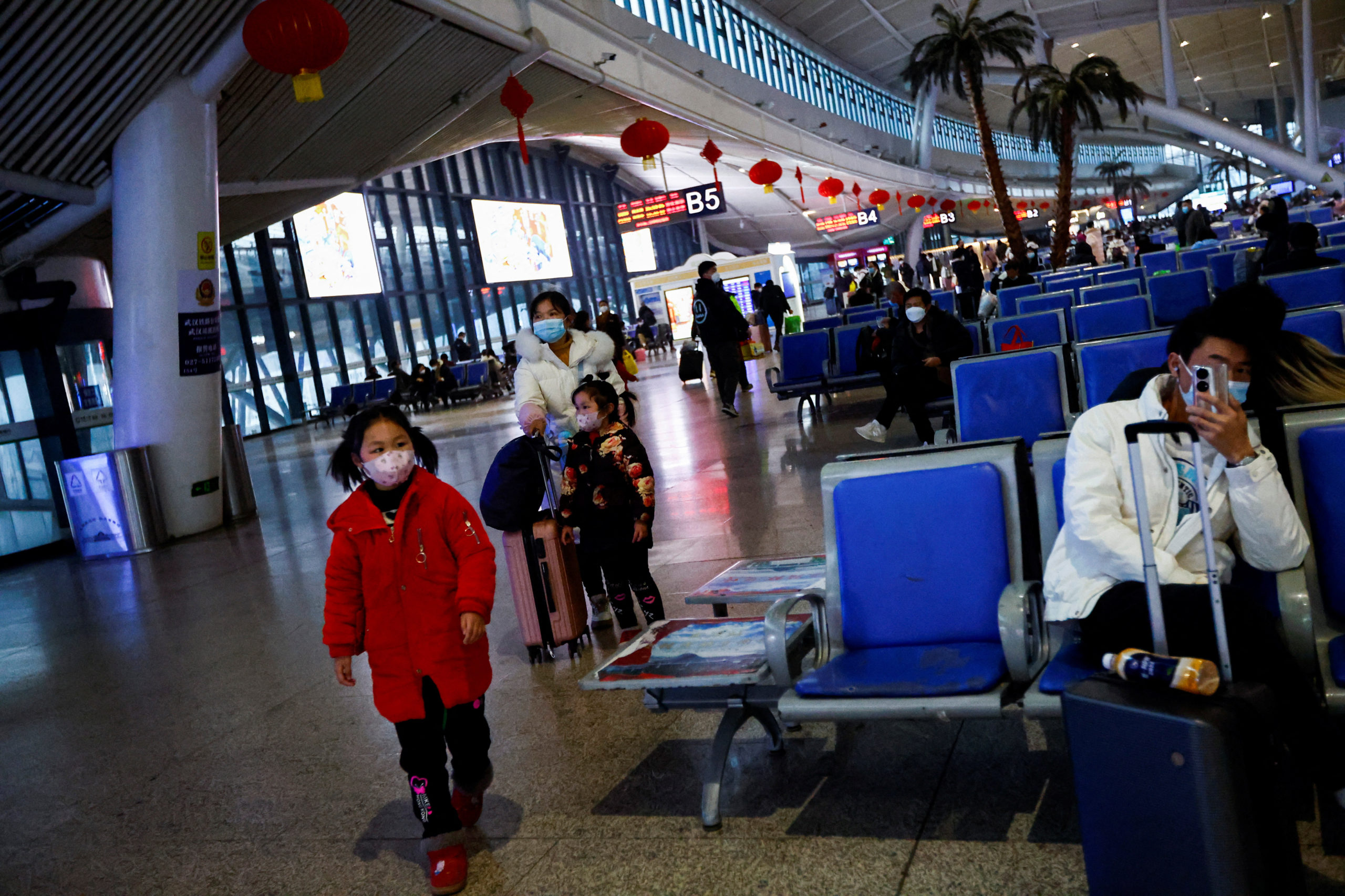 Some in China return to regular activity after COVID-19 infections ...