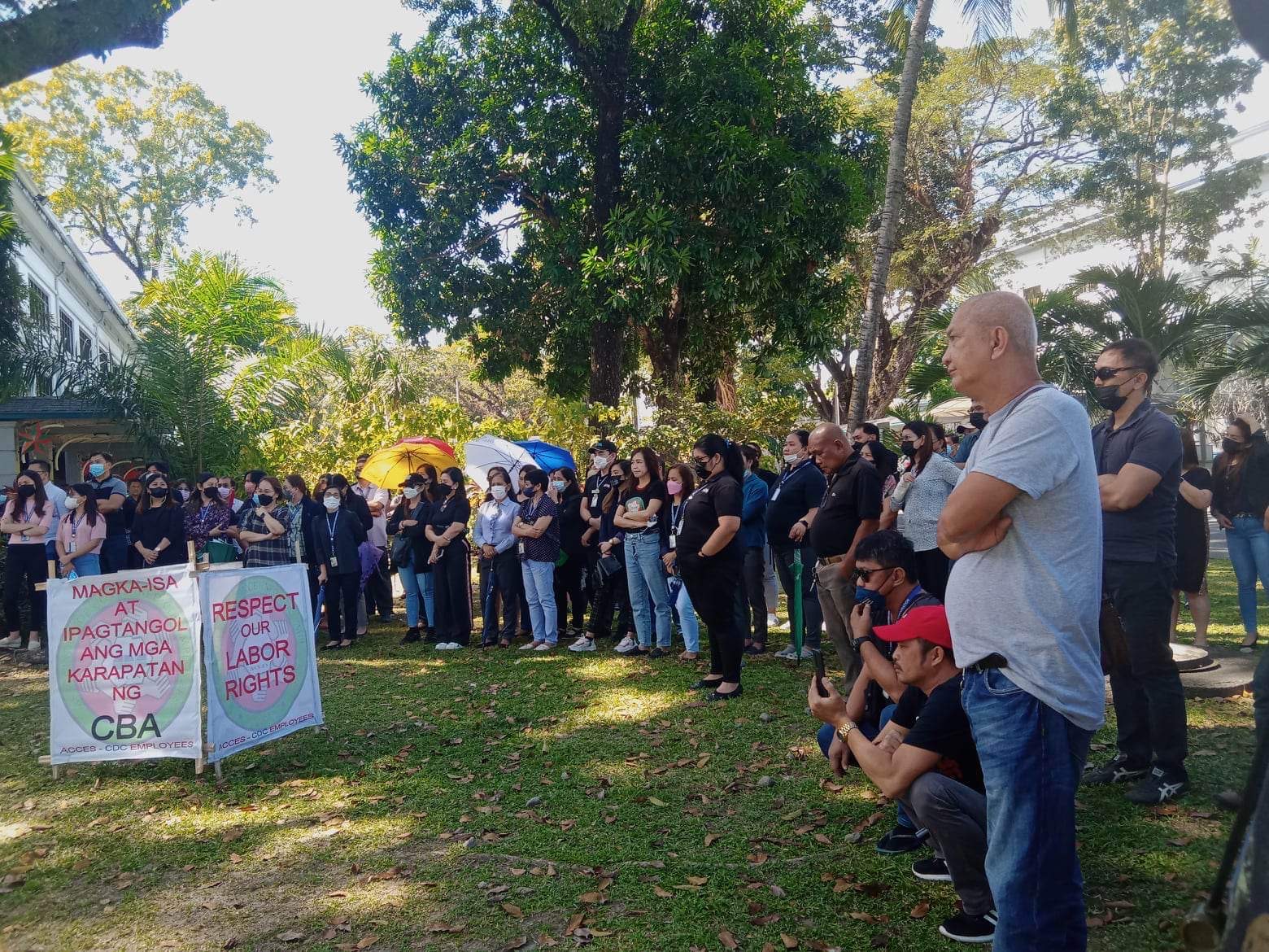 More Clark workers join picket to seek union benefits | Inquirer News