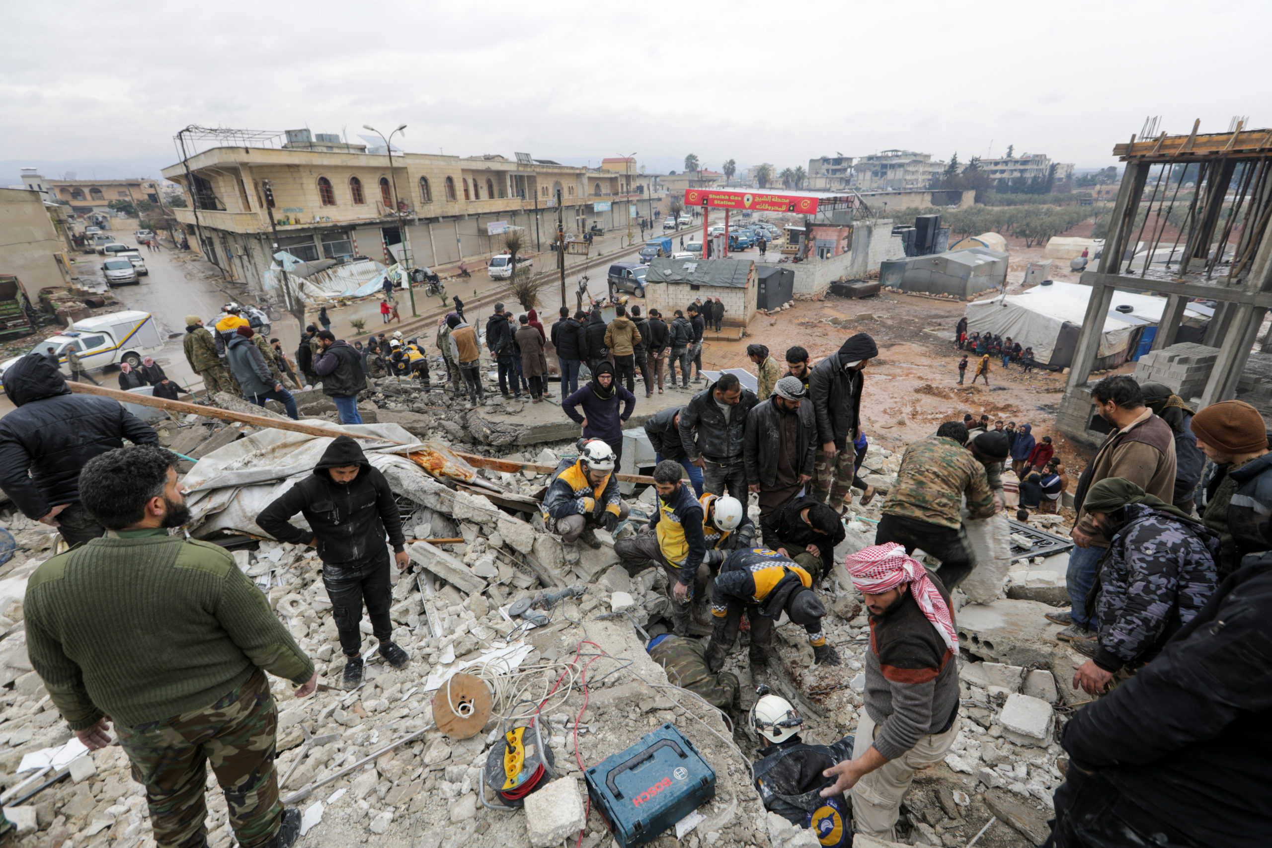 Earthquake piles misery on war-ravaged Syrians in wintry north ...