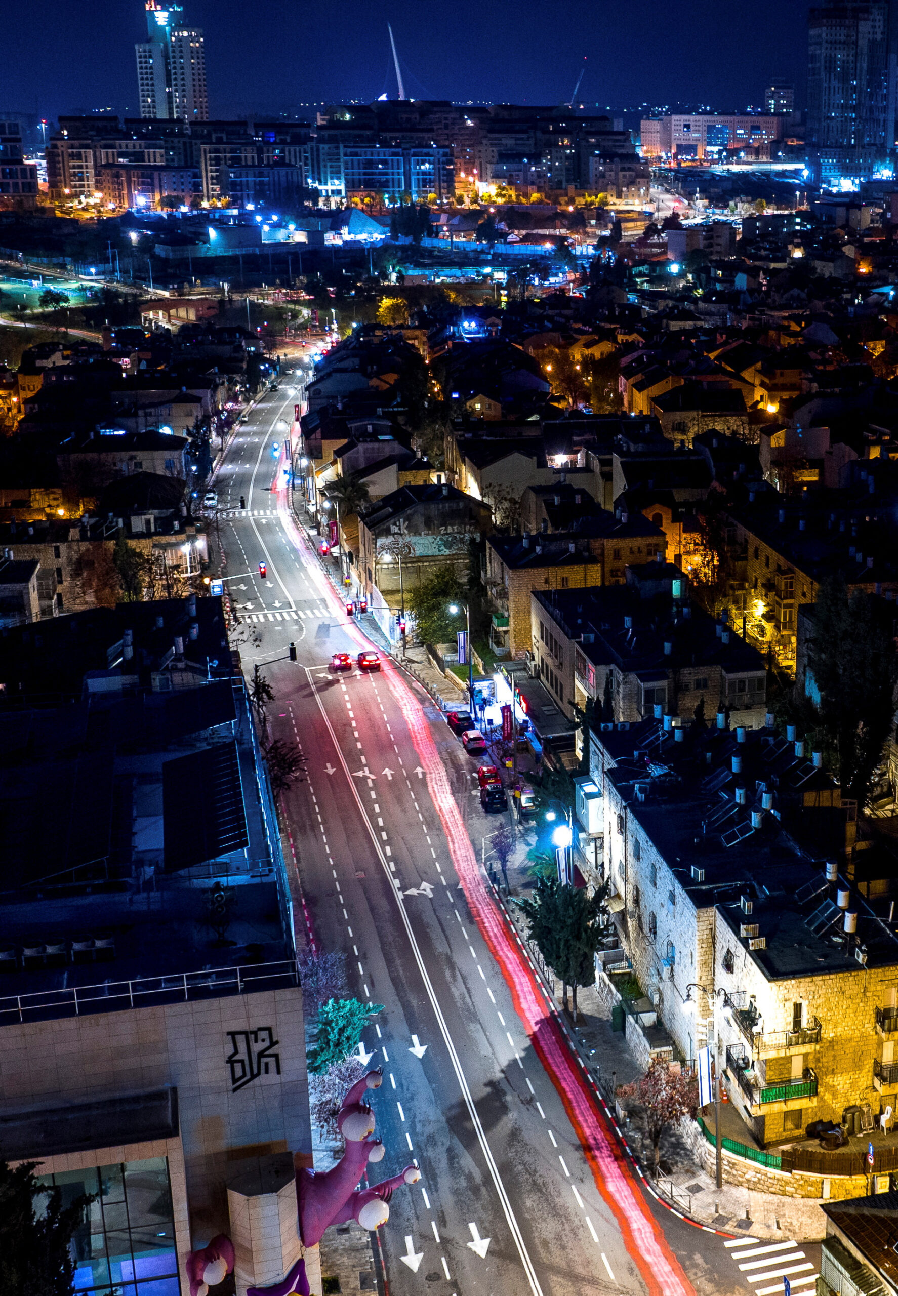 Israeli protesters paint 'red line' leading to SC after Netanyahu ...