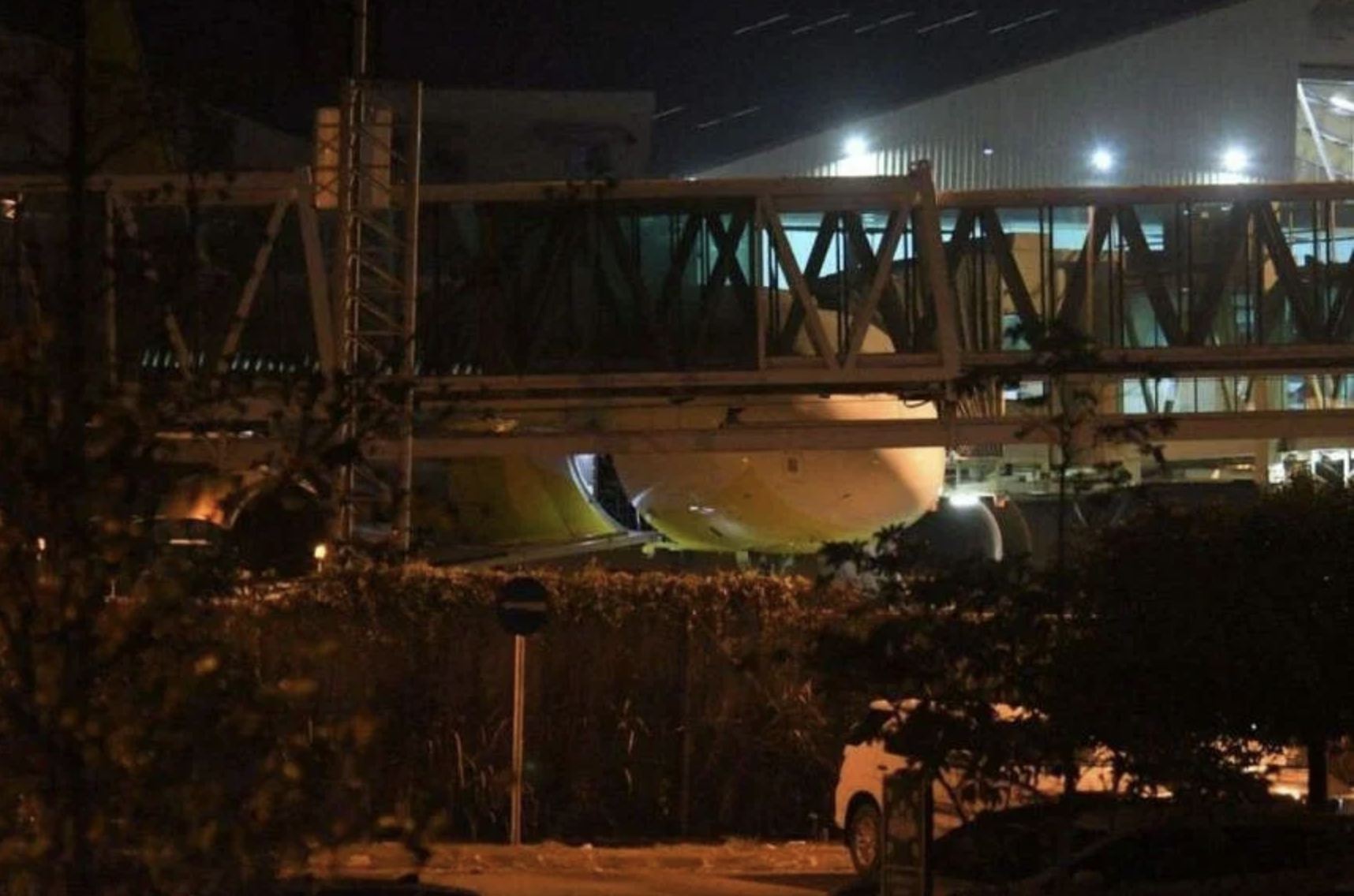 Cebu Pacific flight bound for Singapore makes emergency landing at Kota ...