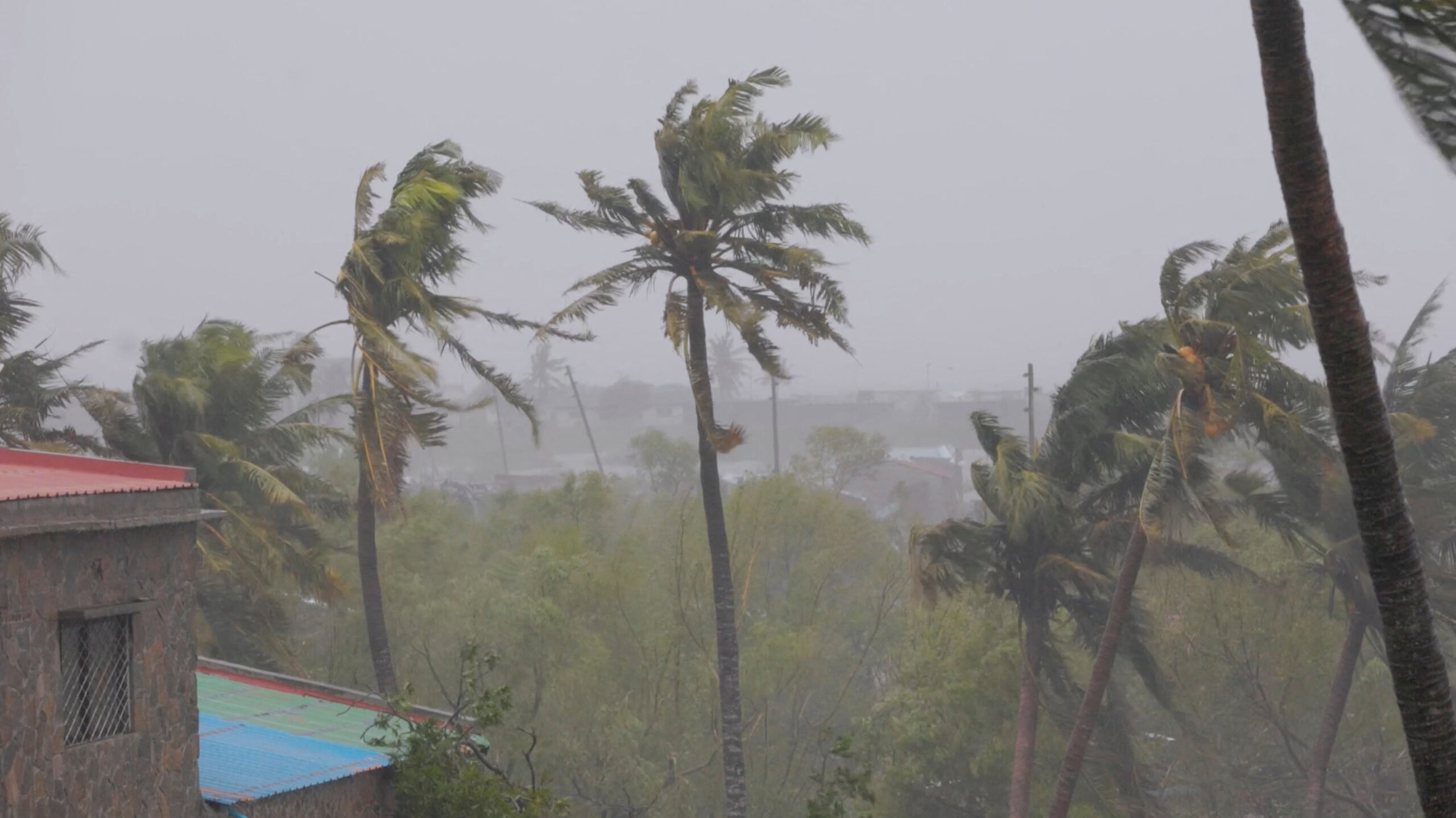 Cyclone Freddy toll passes 300 as Mozambique counts bodies | Inquirer News