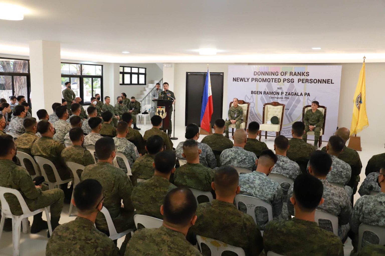 Palace promotes 98 PSG personnel to higher ranks | Inquirer News