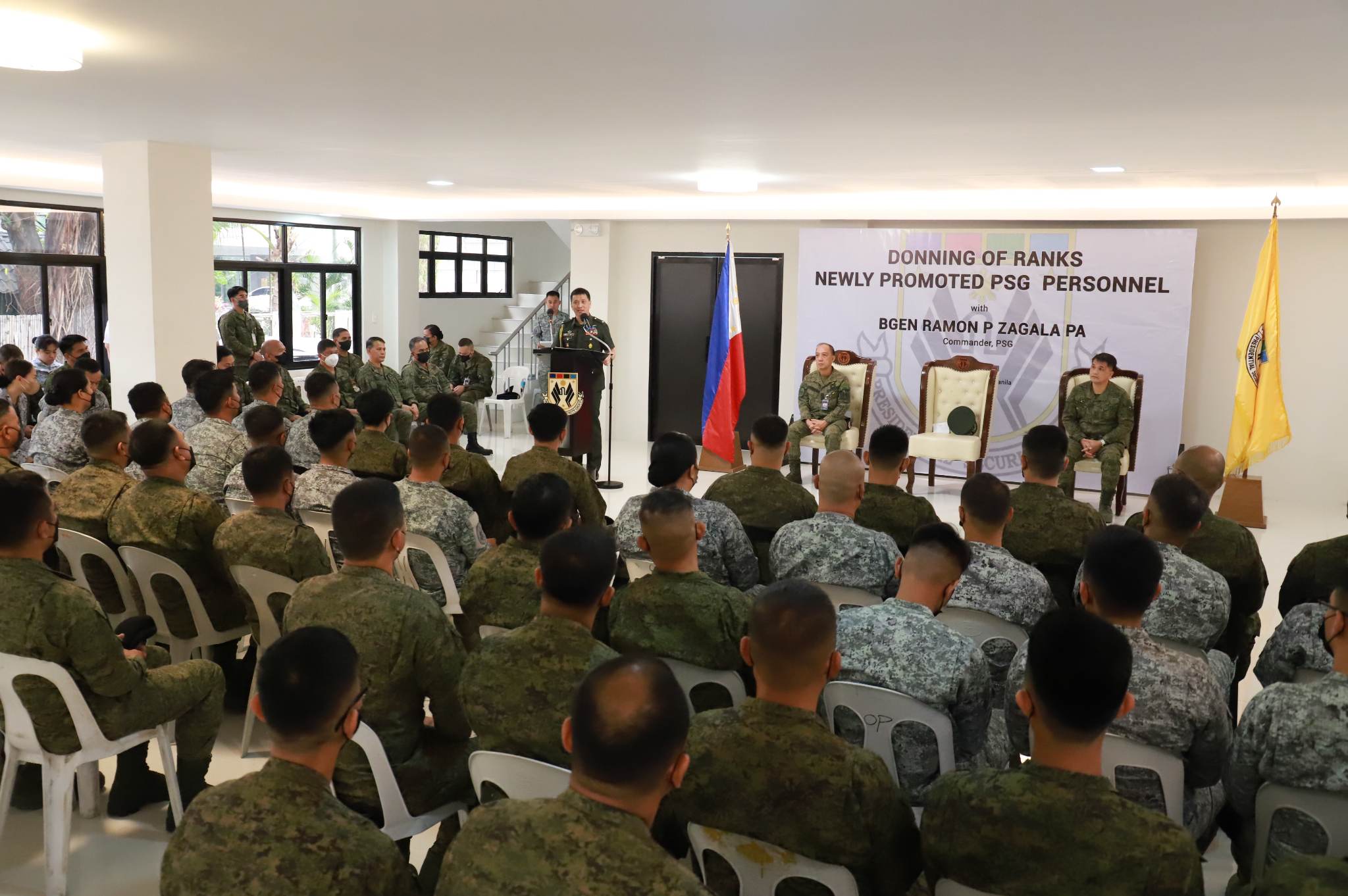 Palace promotes 98 PSG personnel to higher ranks | Inquirer News