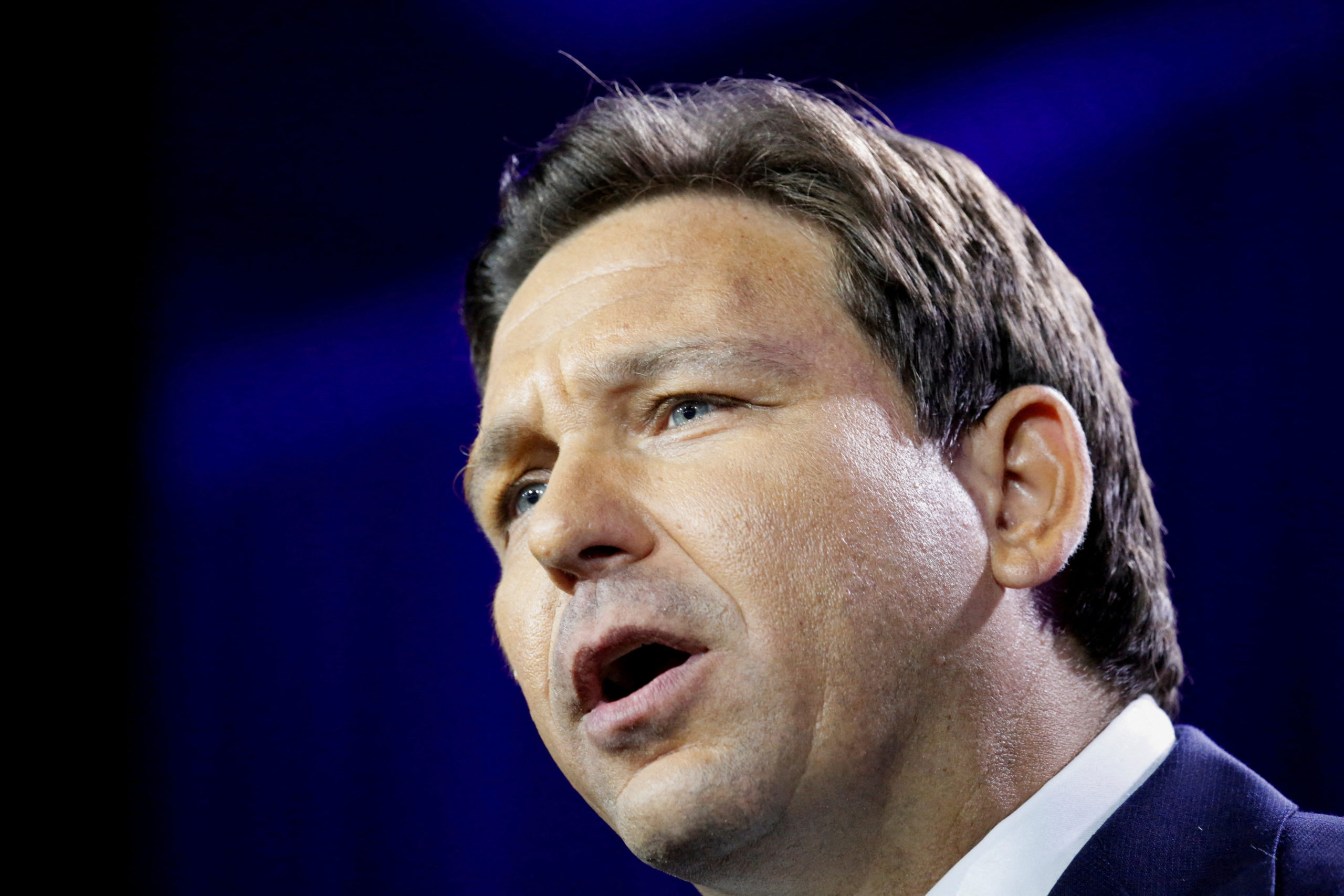Ron DeSantis attacks liberals in California speech as he mulls White ...