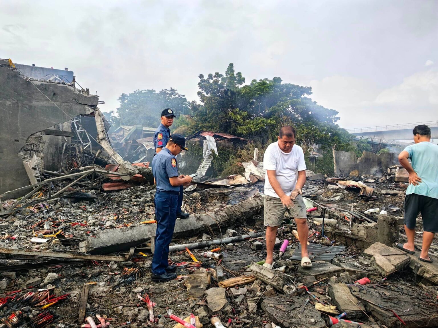 18 hurt as firecracker warehouse explodes in Bulacan | Inquirer News