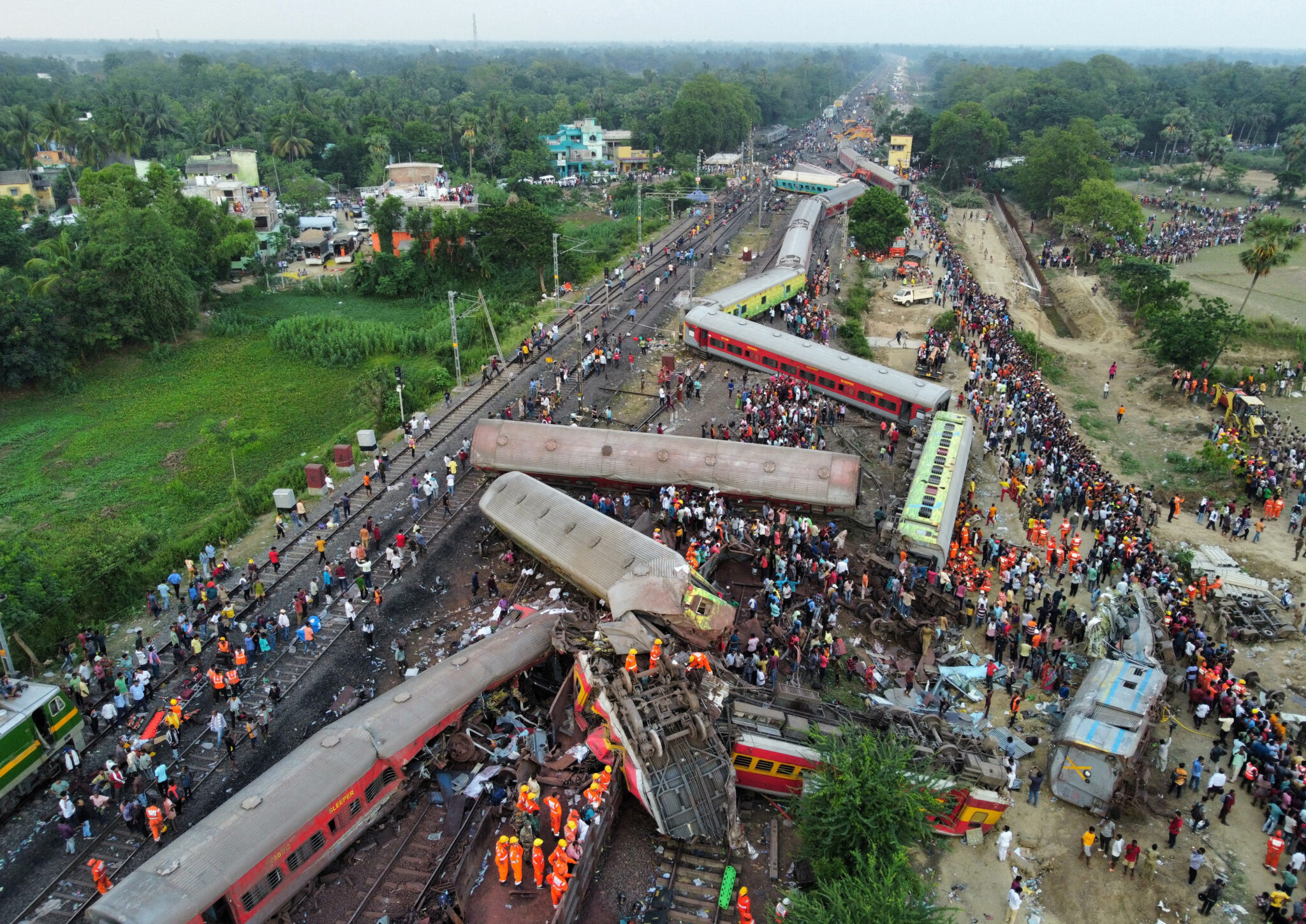 Deadly India rail crash caused by faulty signal connections made during repair | Inquirer News